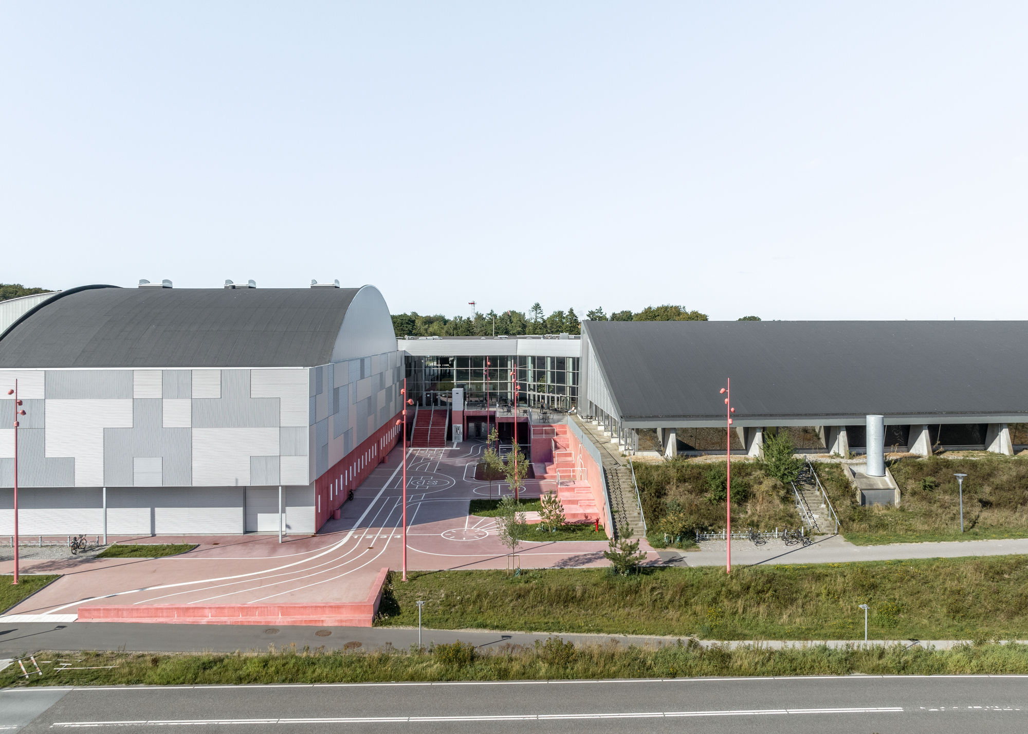 Gallery of Gigantium Urban Space / JAJA Architects - 7