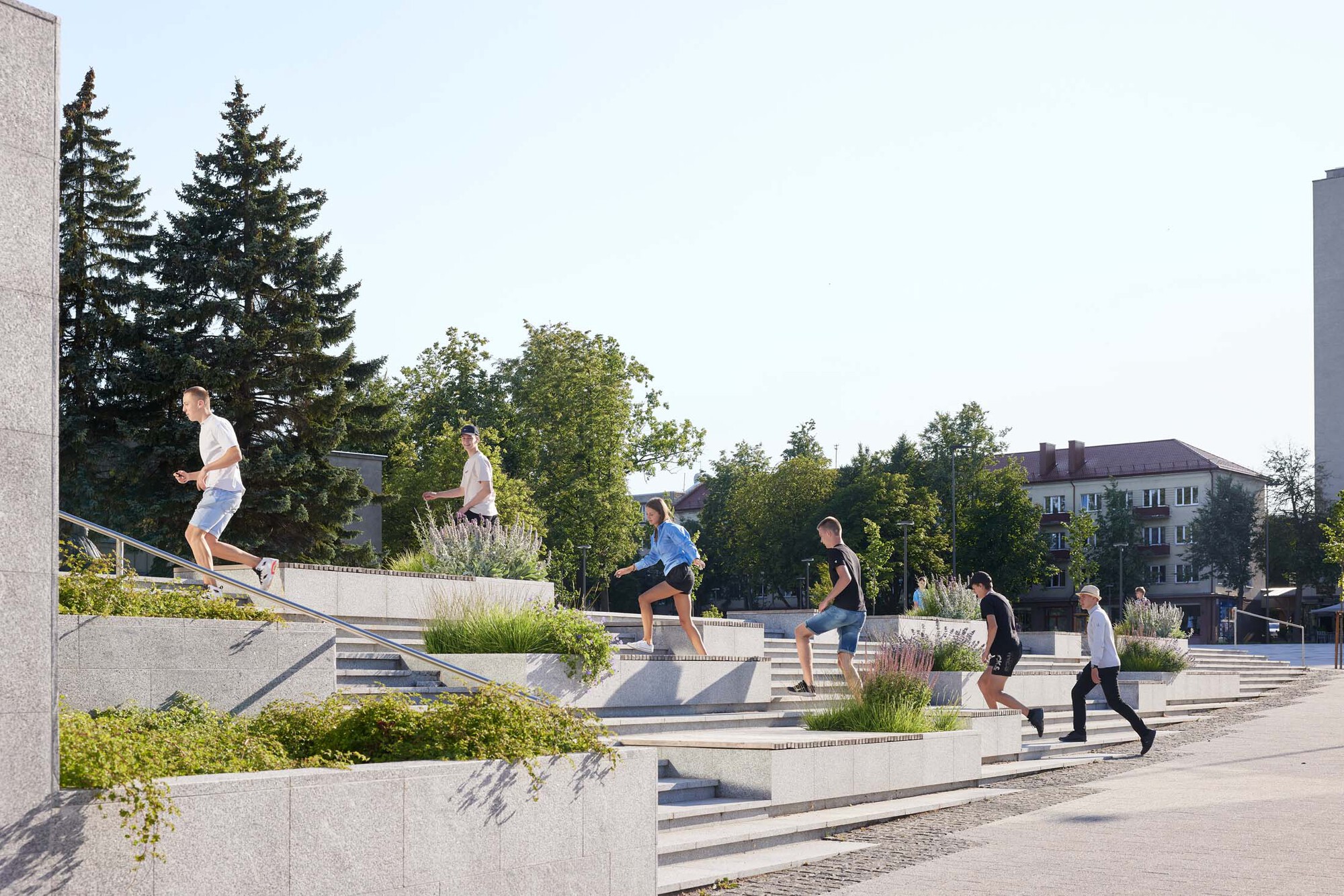 Gallery of Freedom Square / 501 architects - 17