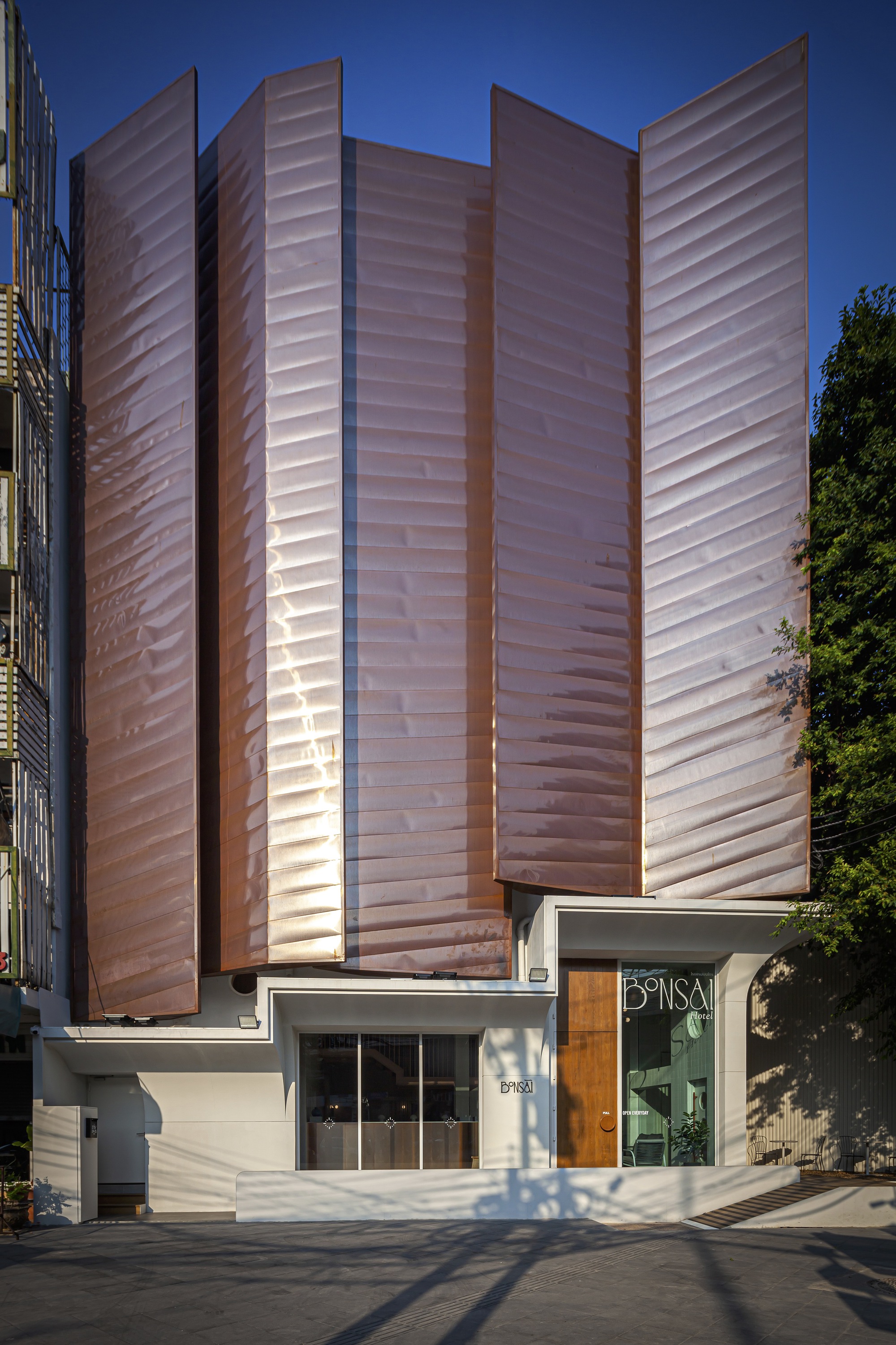 Gallery of Bonsai Hotel / Volume Matrix Studio - 6