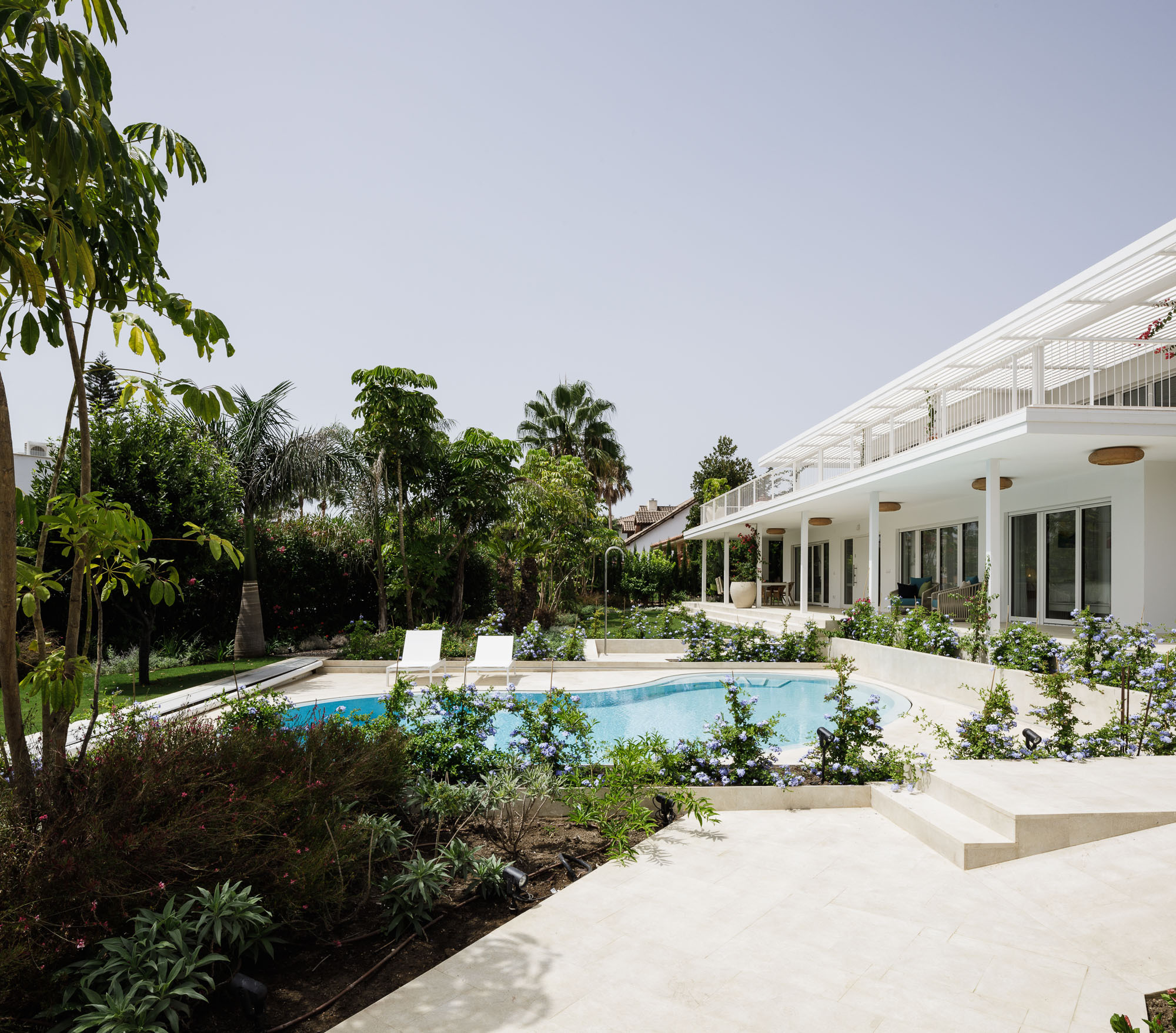 Gallery of Villa Schefflera / Marion Regitko Arquitectos - 27