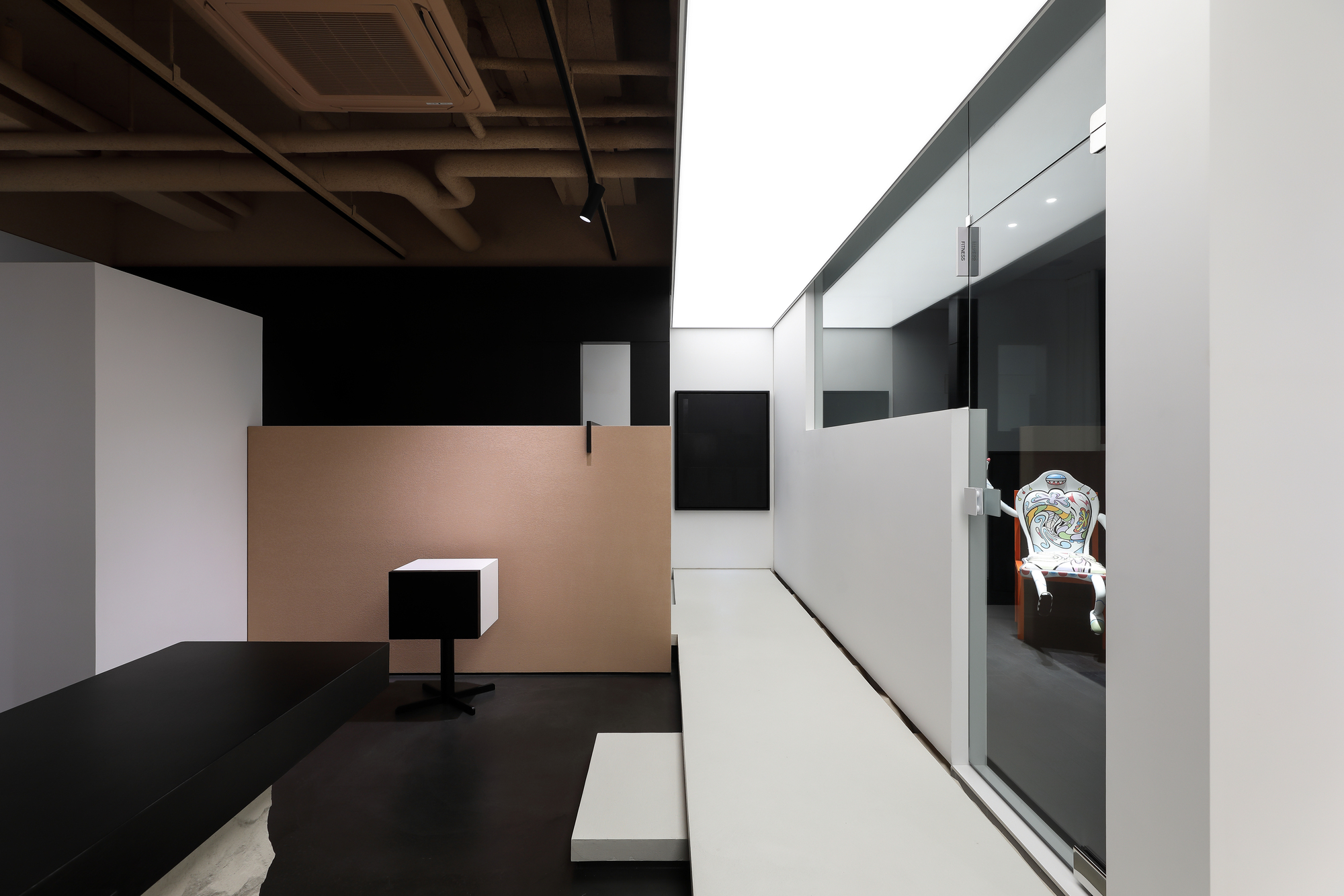 Gallery of The Lounge DK / Super Pie Design Studio - 24