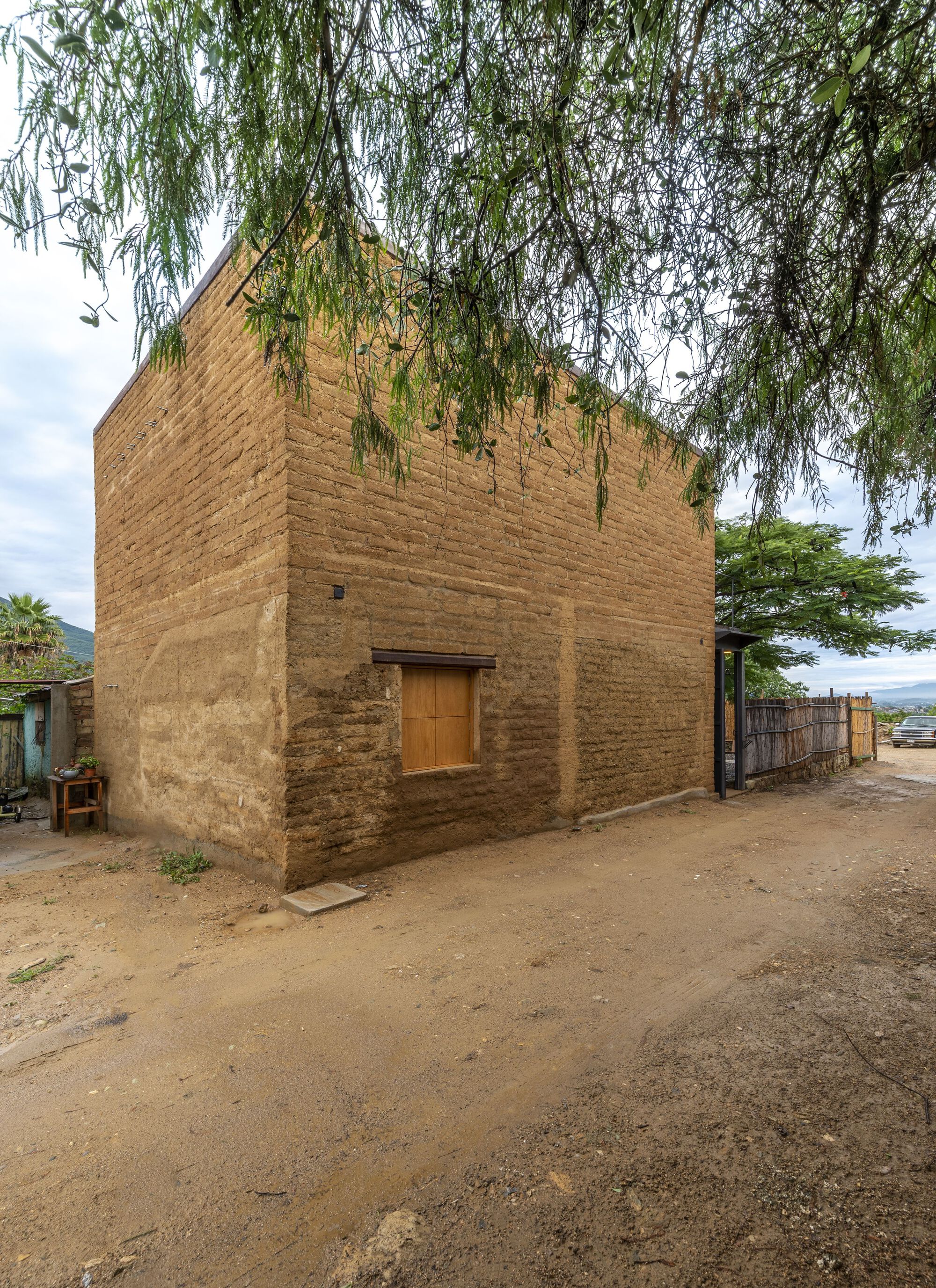 Gallery of Plúmula Workshop House / Espacio 18 Arquitectura - 6