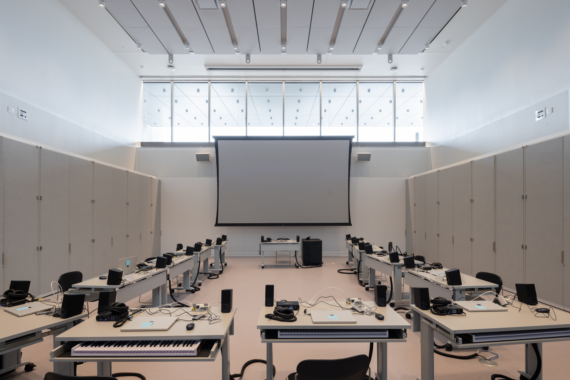 Gallery of College of the Holy Cross Prior Performing Arts Center ...
