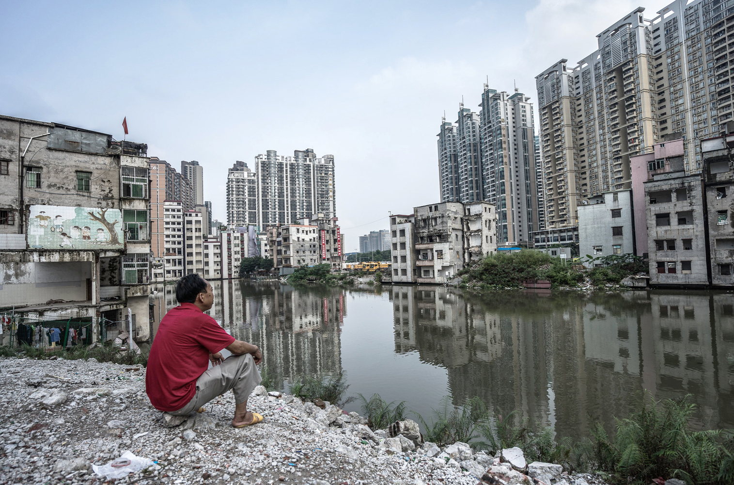 Gallery of Questioning the Megalopolis in the Global South - 11