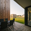 House in a Meadow / Staruń Wanik Architects | ArchDaily