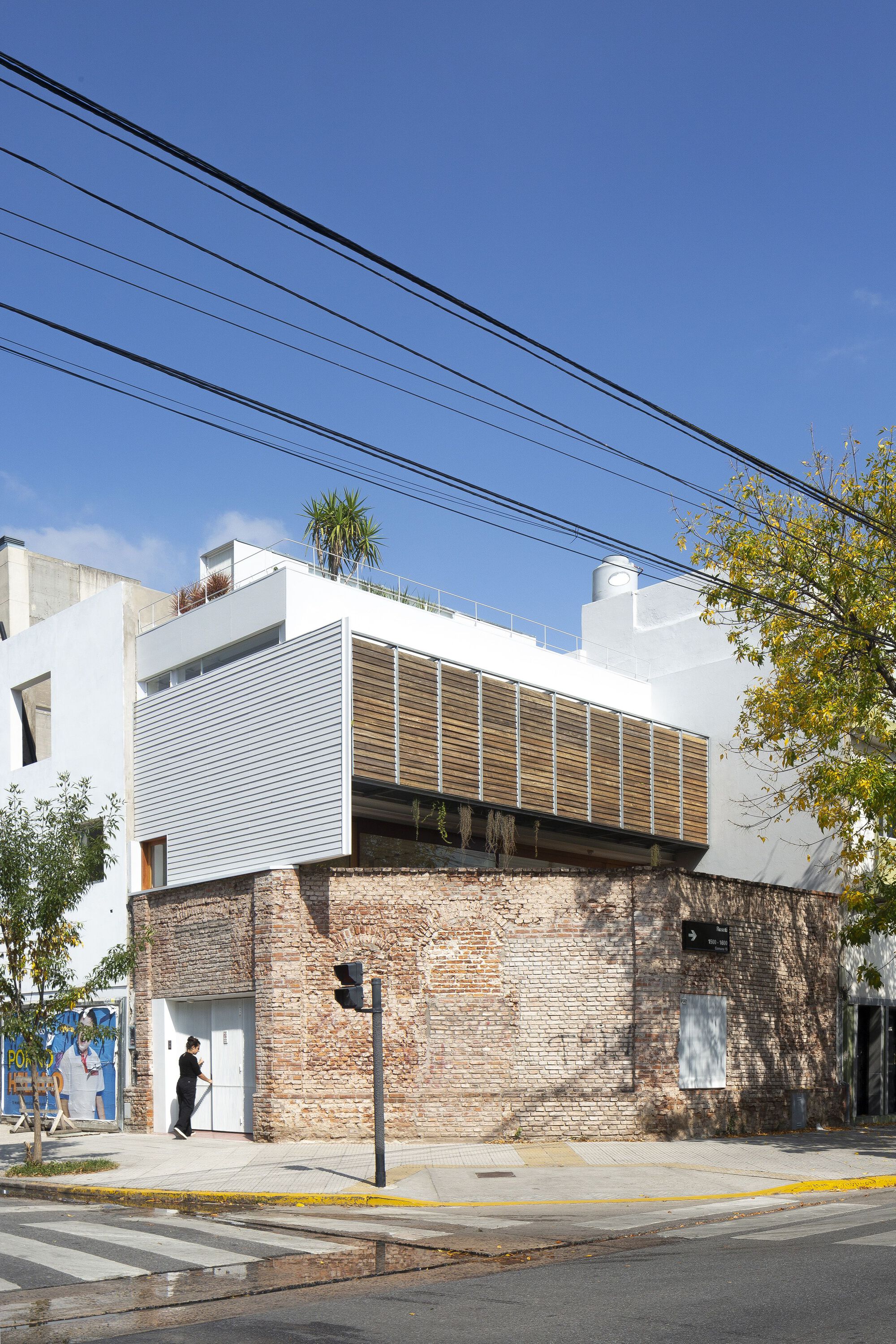 Gallery of Roseti House / Griselda Balian + Estudio Damero - 2