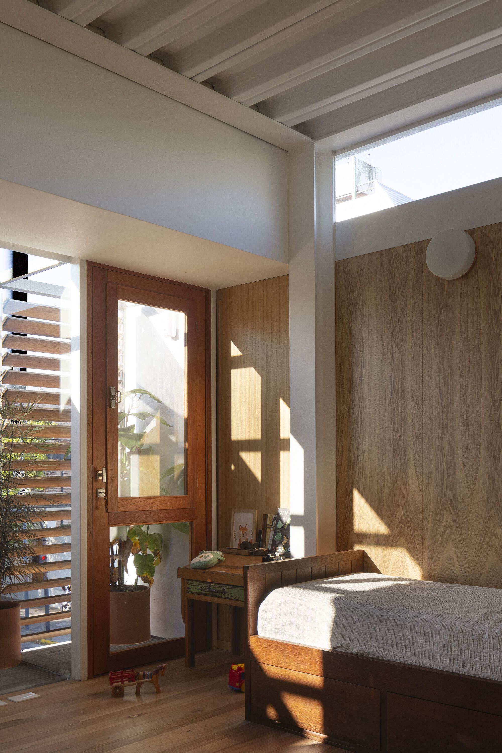 Gallery of Roseti House / Griselda Balian + Estudio Damero - 36