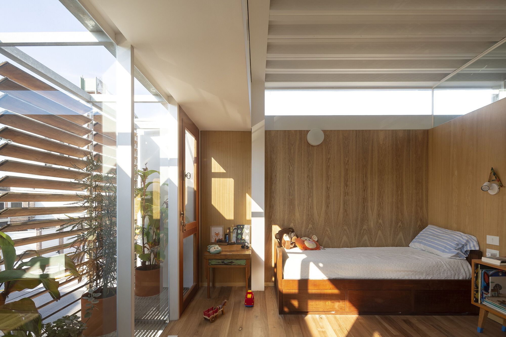 Gallery of Roseti House / Griselda Balian + Estudio Damero - 34