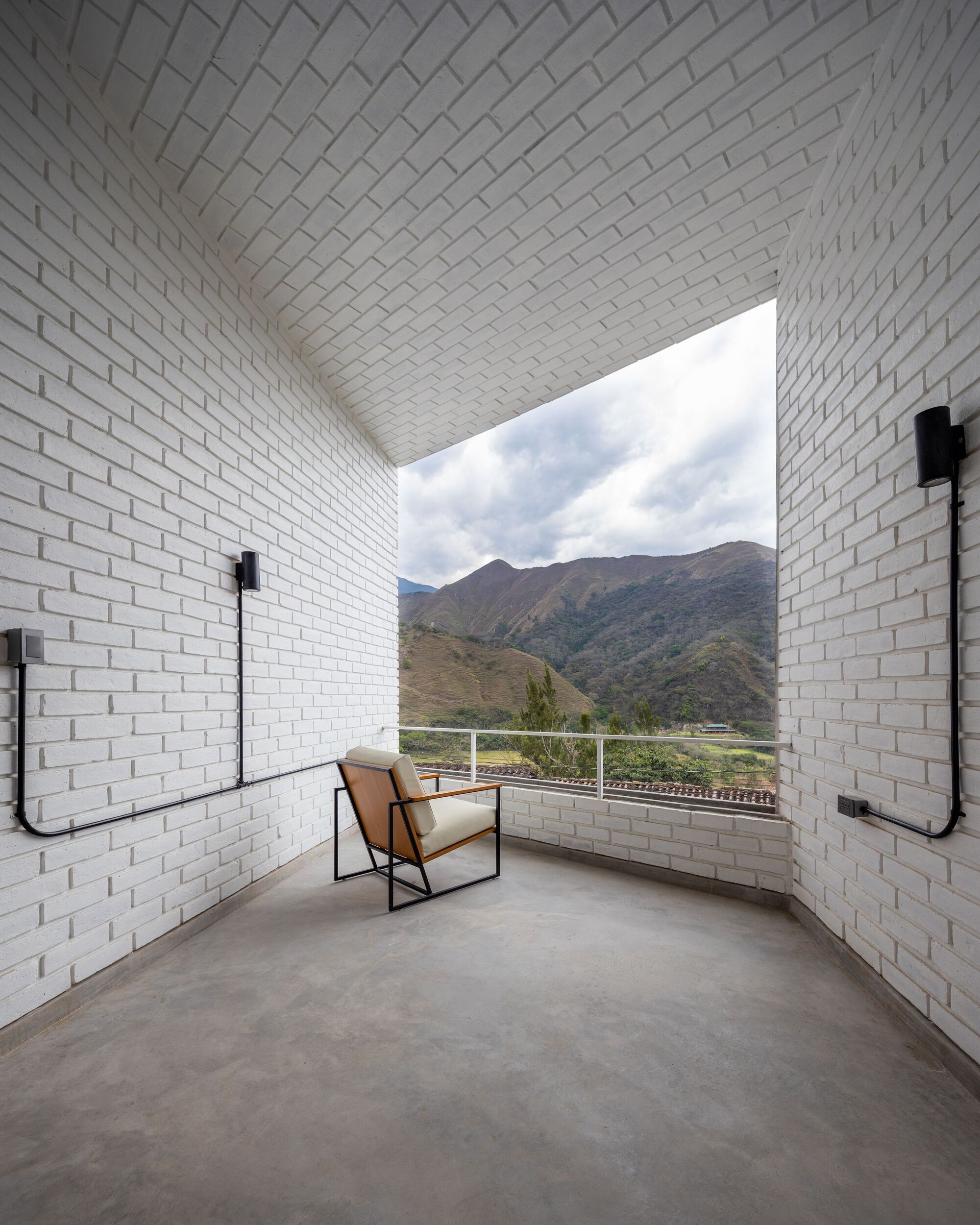 Gallery of House in 100m2 / Hábitat-estudio de arquitectura - 11