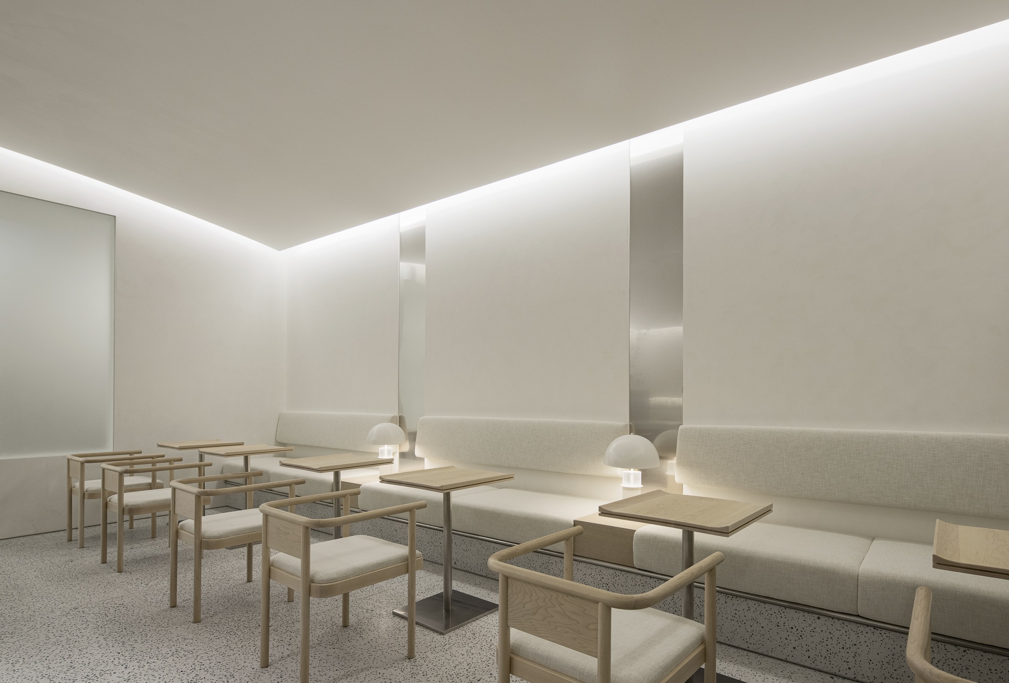 Gallery of Chungcheong Hyundai SAGE VIP Lounge / LABOTORY - 15