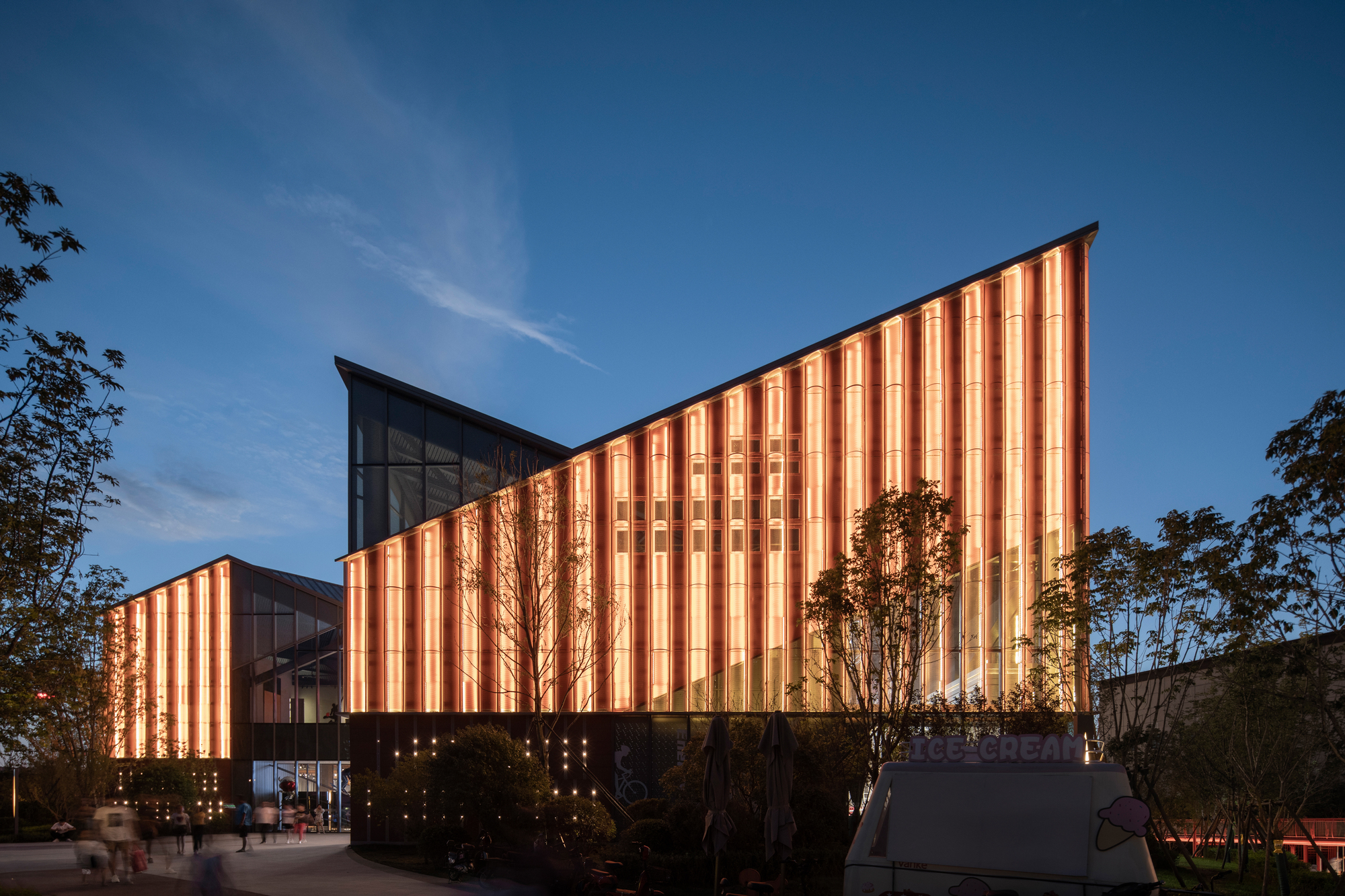 Gallery of Changchun Community Sports Complex / GBBN - 10