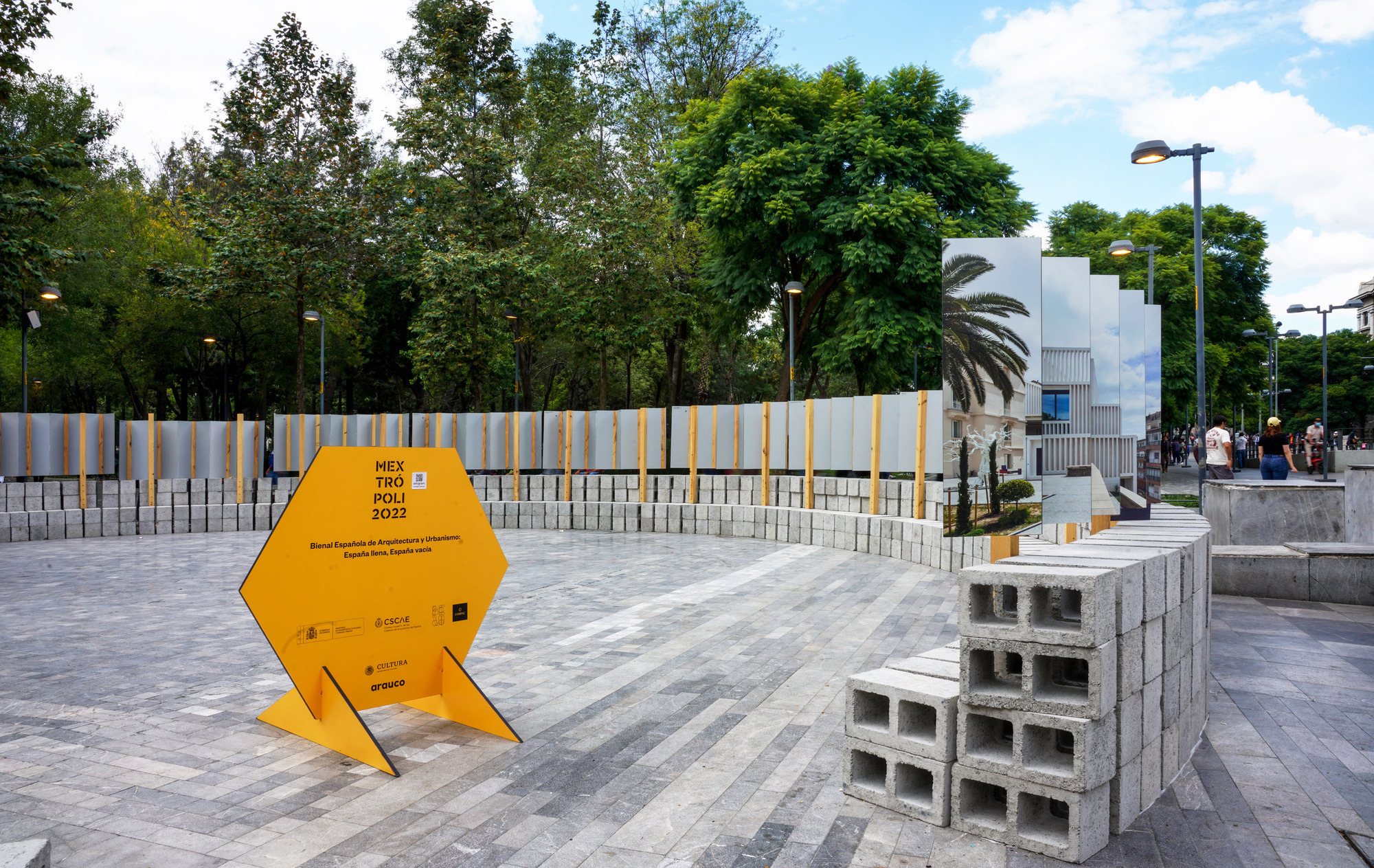Galería de Conoce las instalaciones efímeras construidas para los ...