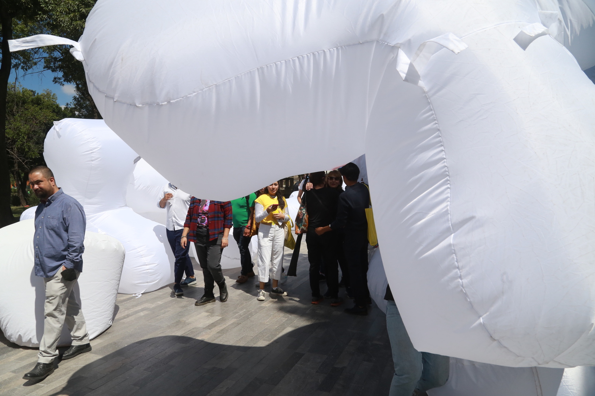 Galería de Conoce las instalaciones efímeras construidas para los ...
