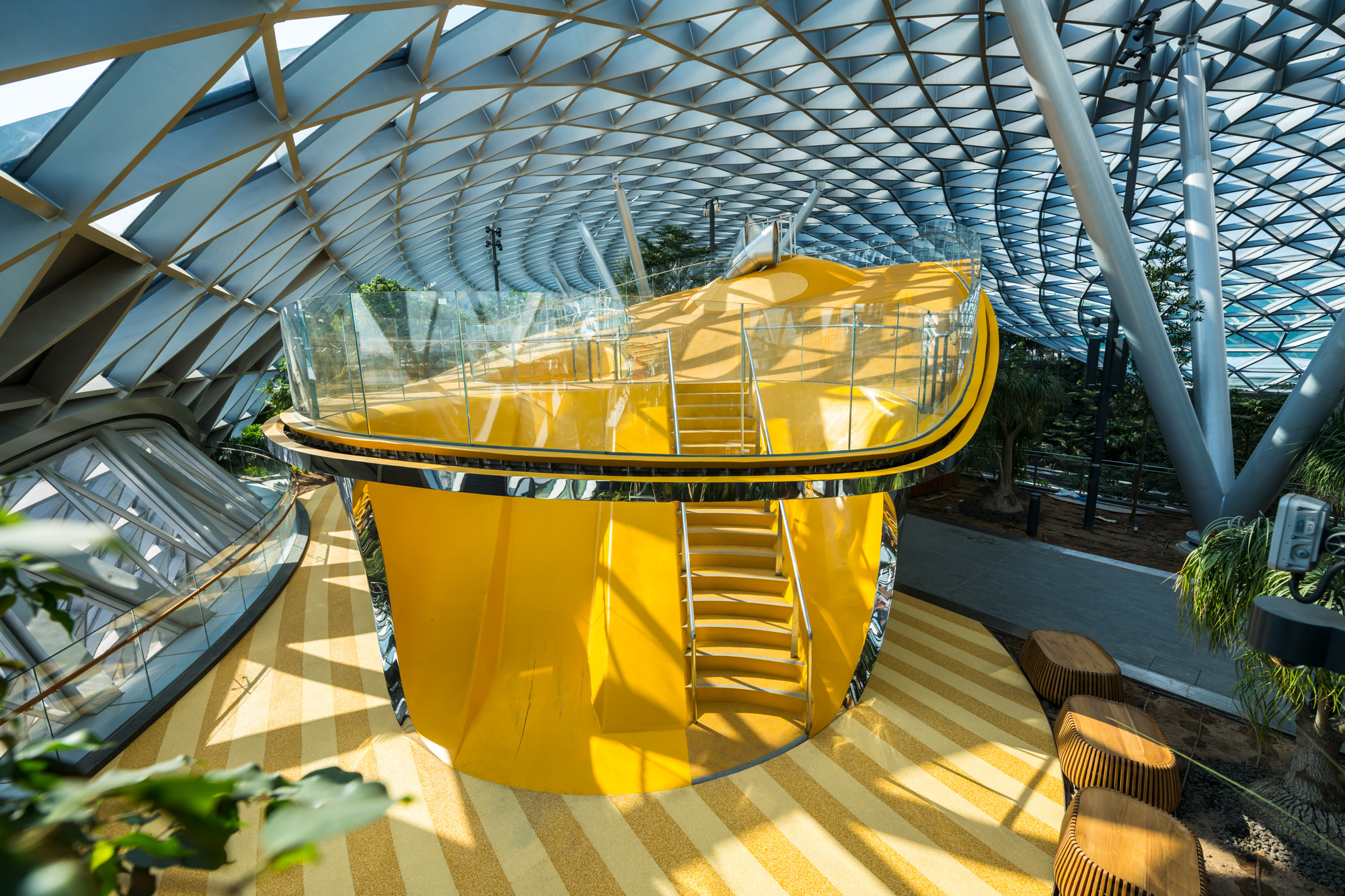 Galeria de Playground Discovery Slides / Carve - 7