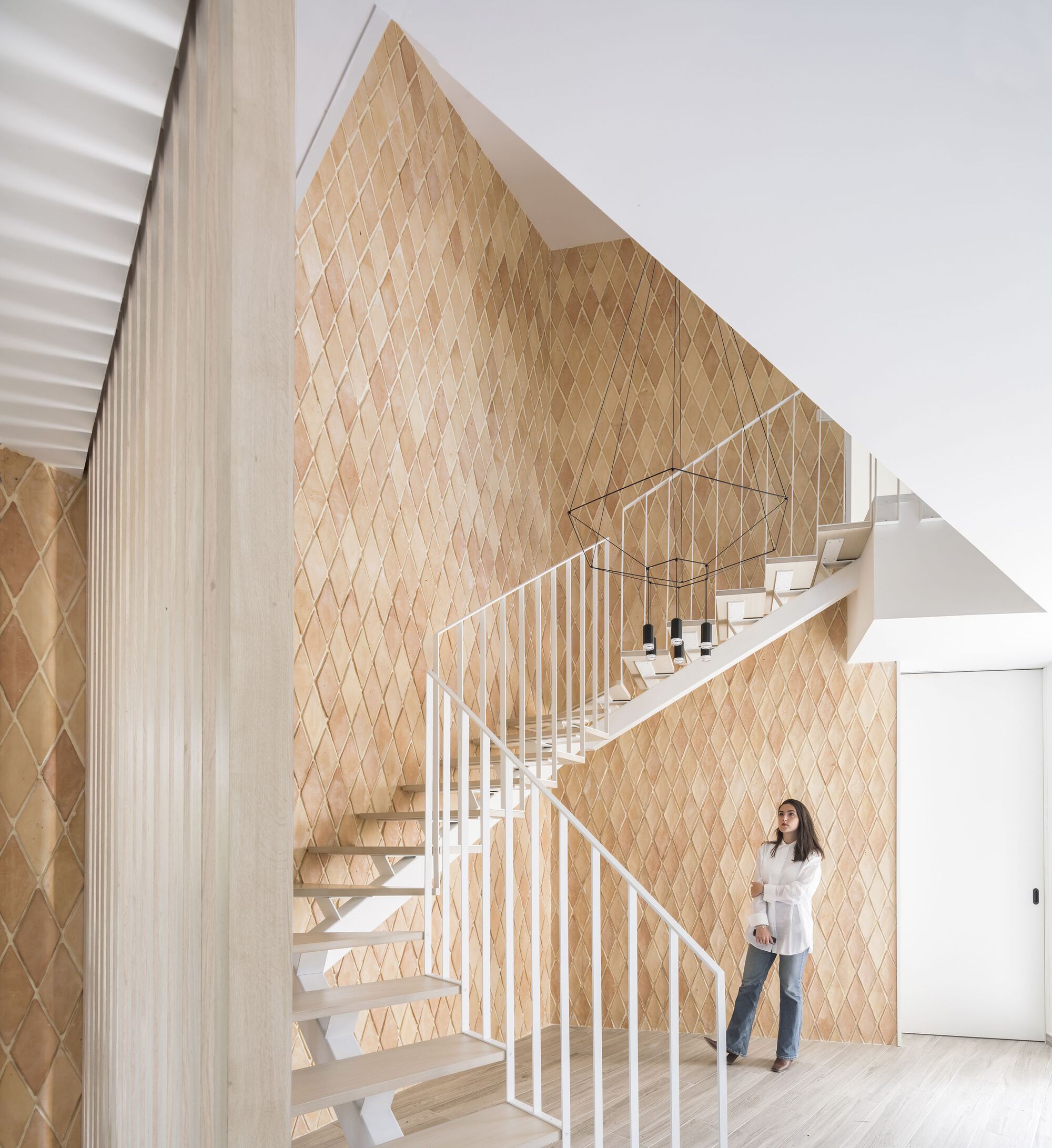 Gallery of Llo House / OOIIO Arquitectura - 18