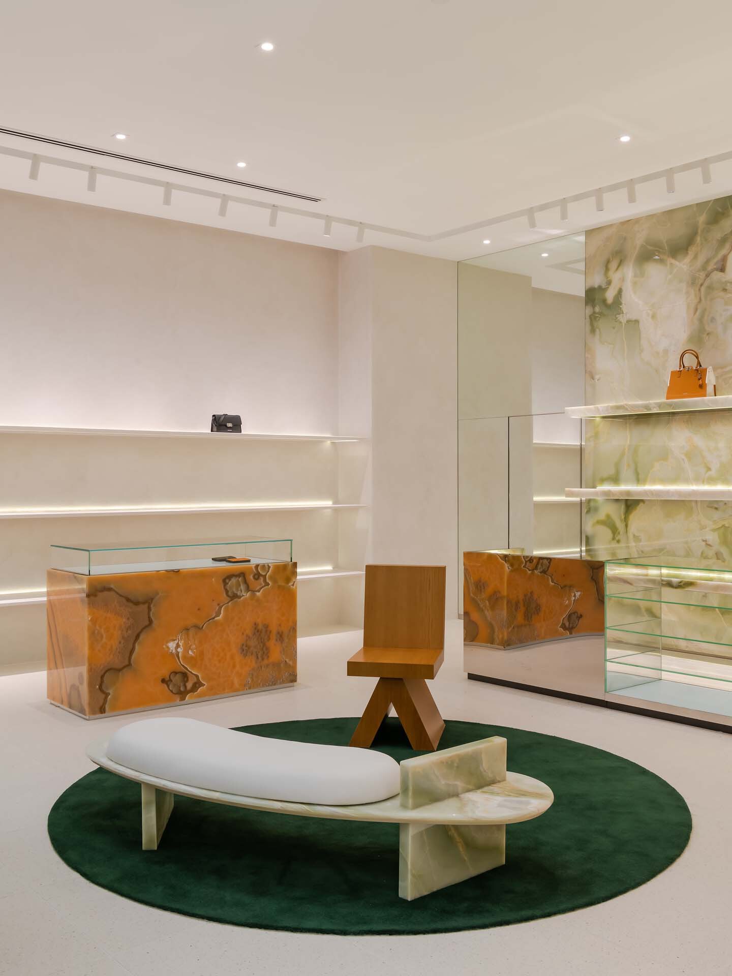 Gallery of Urban Bloom Store / Spacemen - 3