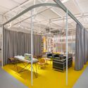 Crossboundaries' Transformable Workplace / Crossboundaries | ArchDaily