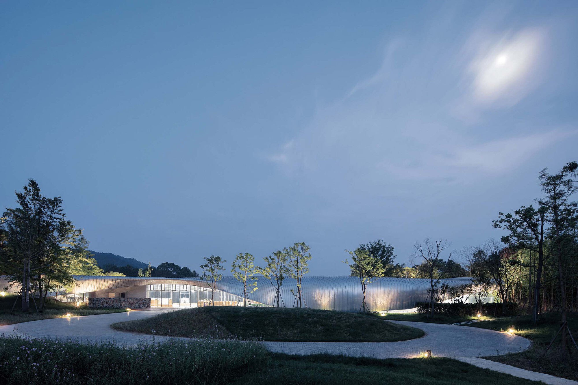 Gallery of Xinyu Nature Community Centre / MONOARCHI - 12