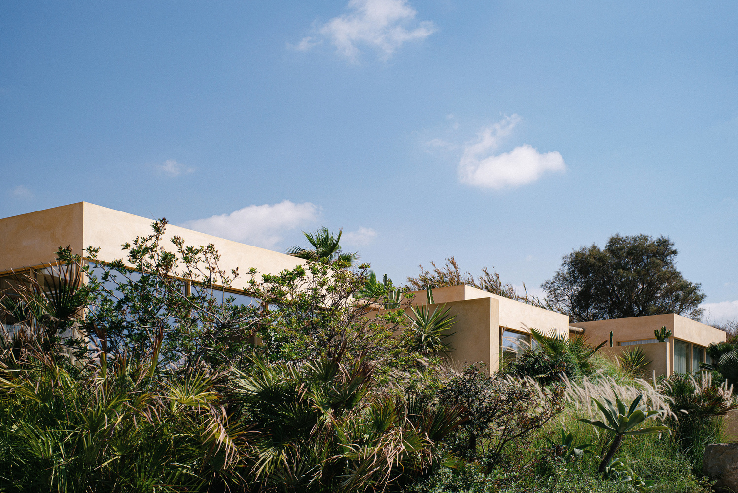 Gallery of CAPO Boutique Hotel and Resort / Carl Gerges Architects - 20