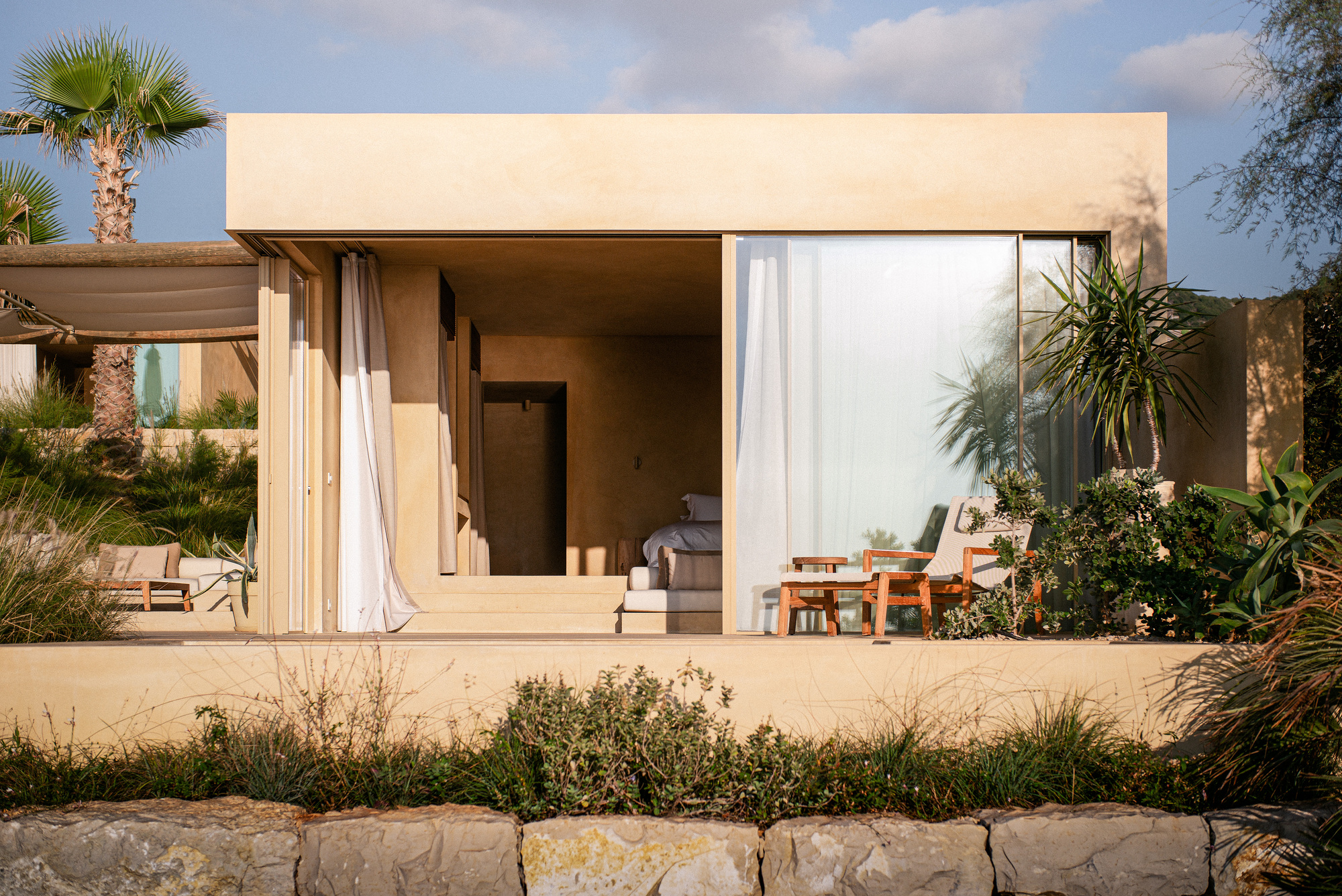 Gallery of CAPO Boutique Hotel and Resort / Carl Gerges Architects - 2