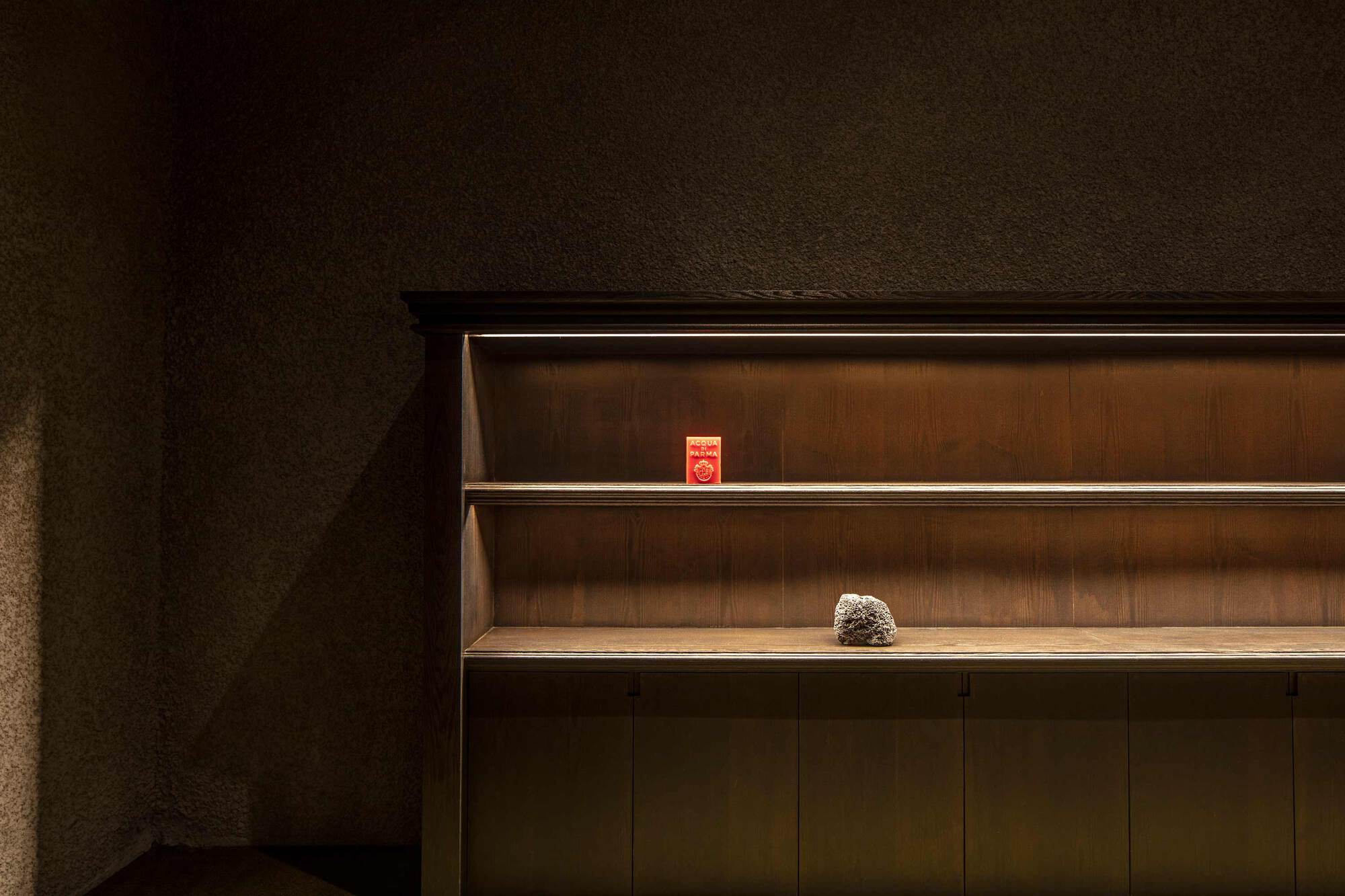 Gallery of The Perfume Club / T-FP - 17