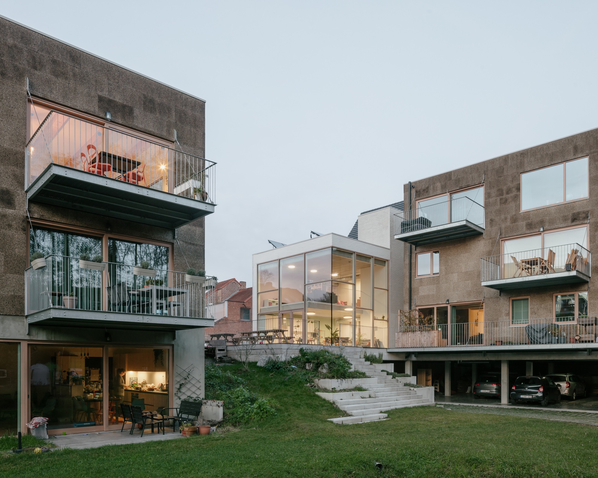 Gallery of Cohousing De Sijs / OFFICEU architects - 9