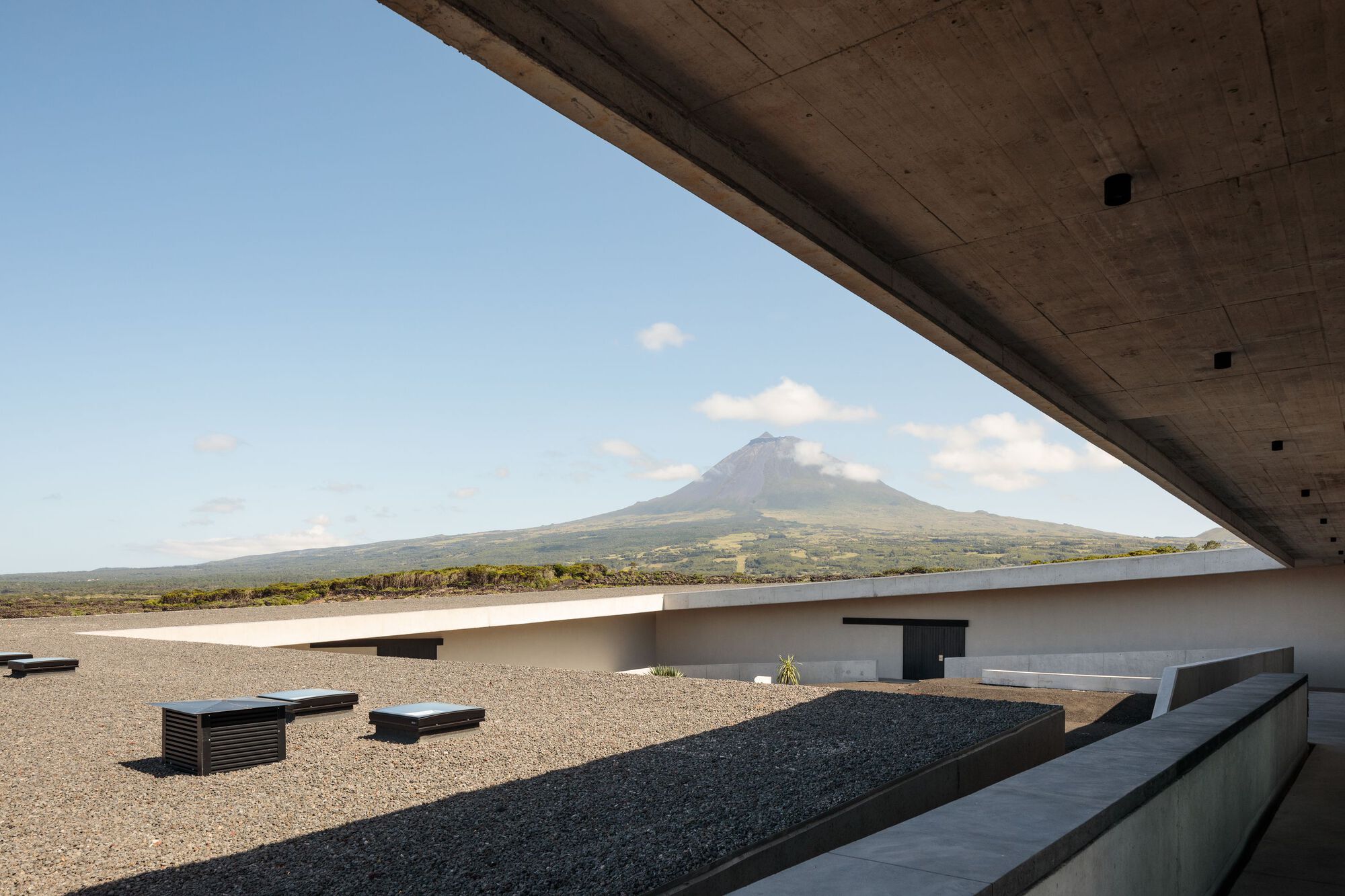 Gallery of Adega Azores Wine Company / SAMI-arquitectos in collaboration with drdh architects - 11