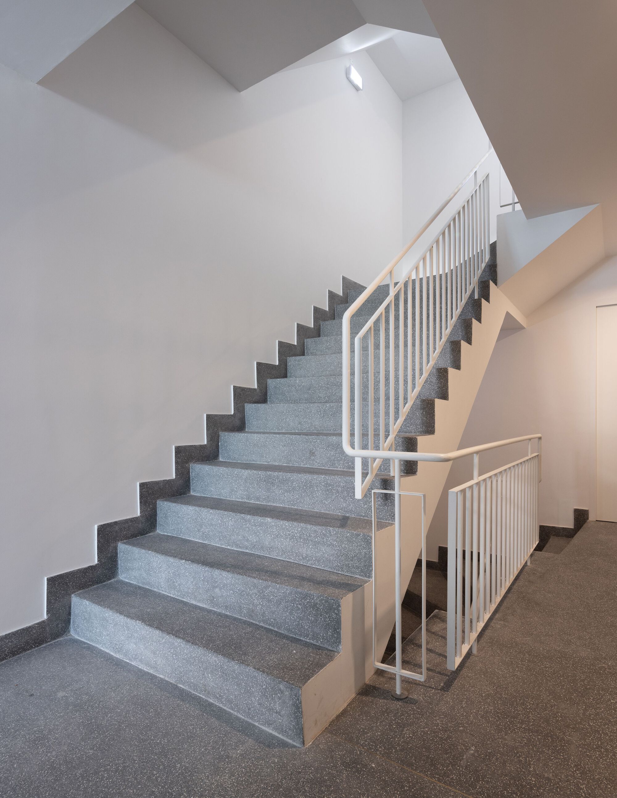 Galeria de Edifício NSFT / Pedro Mosca & Pedro Gonçalves Arquitectos - 15