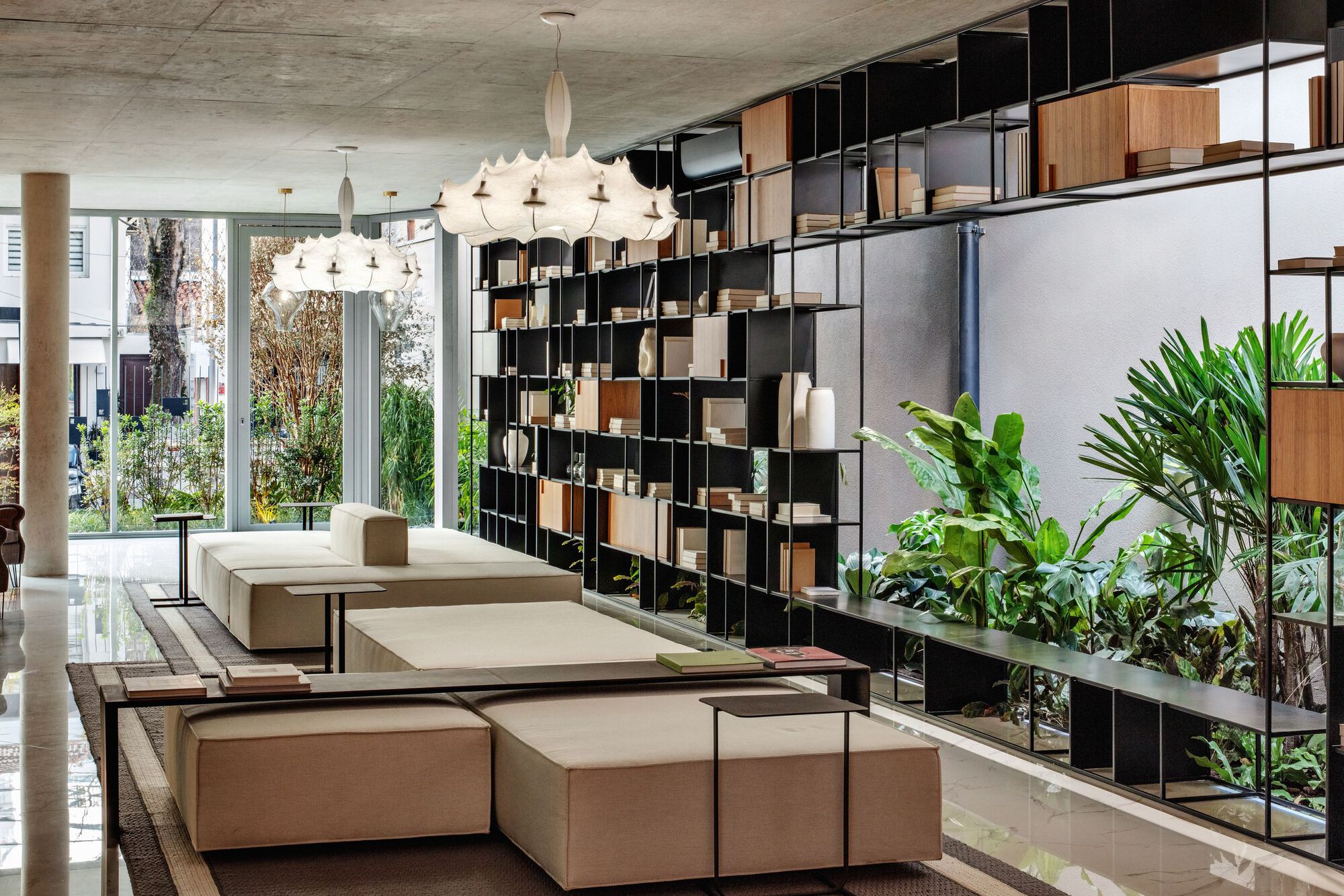 Galeria de Edifício Float / SKR Arquitetura Viva + SPBR Arquitetos ...