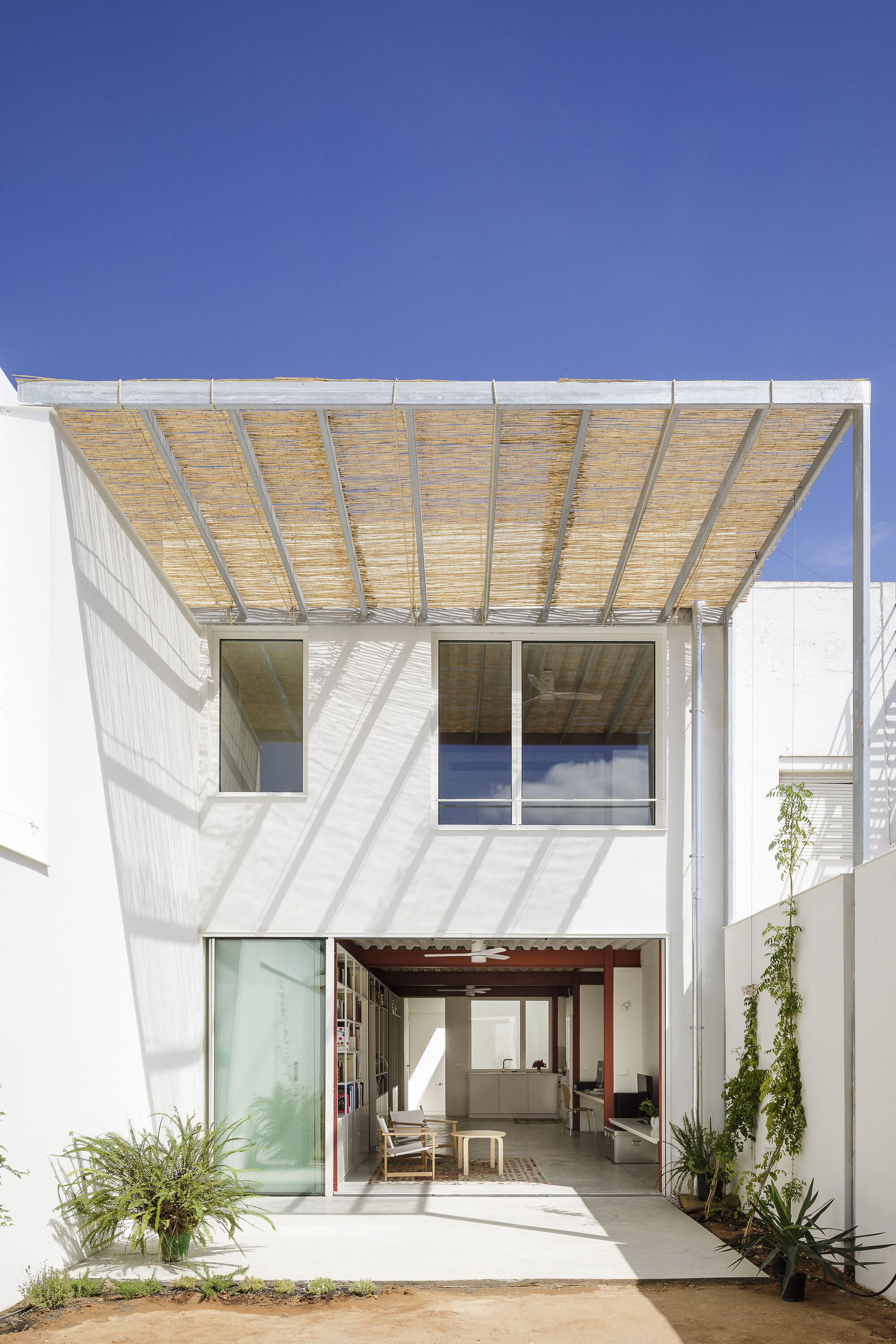 Gallery of House of the Nine Porticoes / sol89 - 15