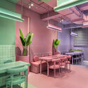 Cosmo Deli & Bistro Bar / Exubia Studio | ArchDaily