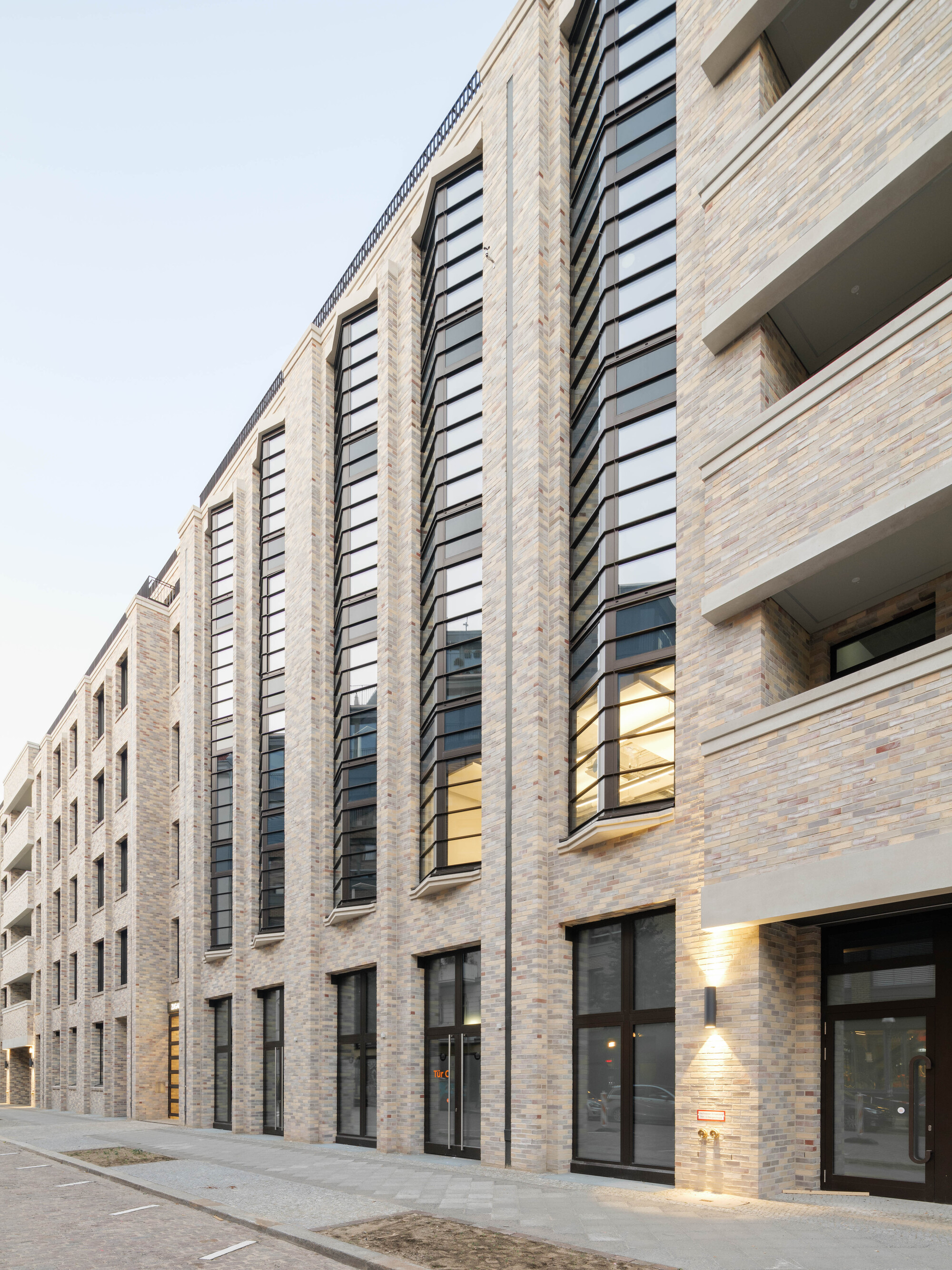 Gallery of Cuvry Campus / Tchoban Voss Architekten - 17
