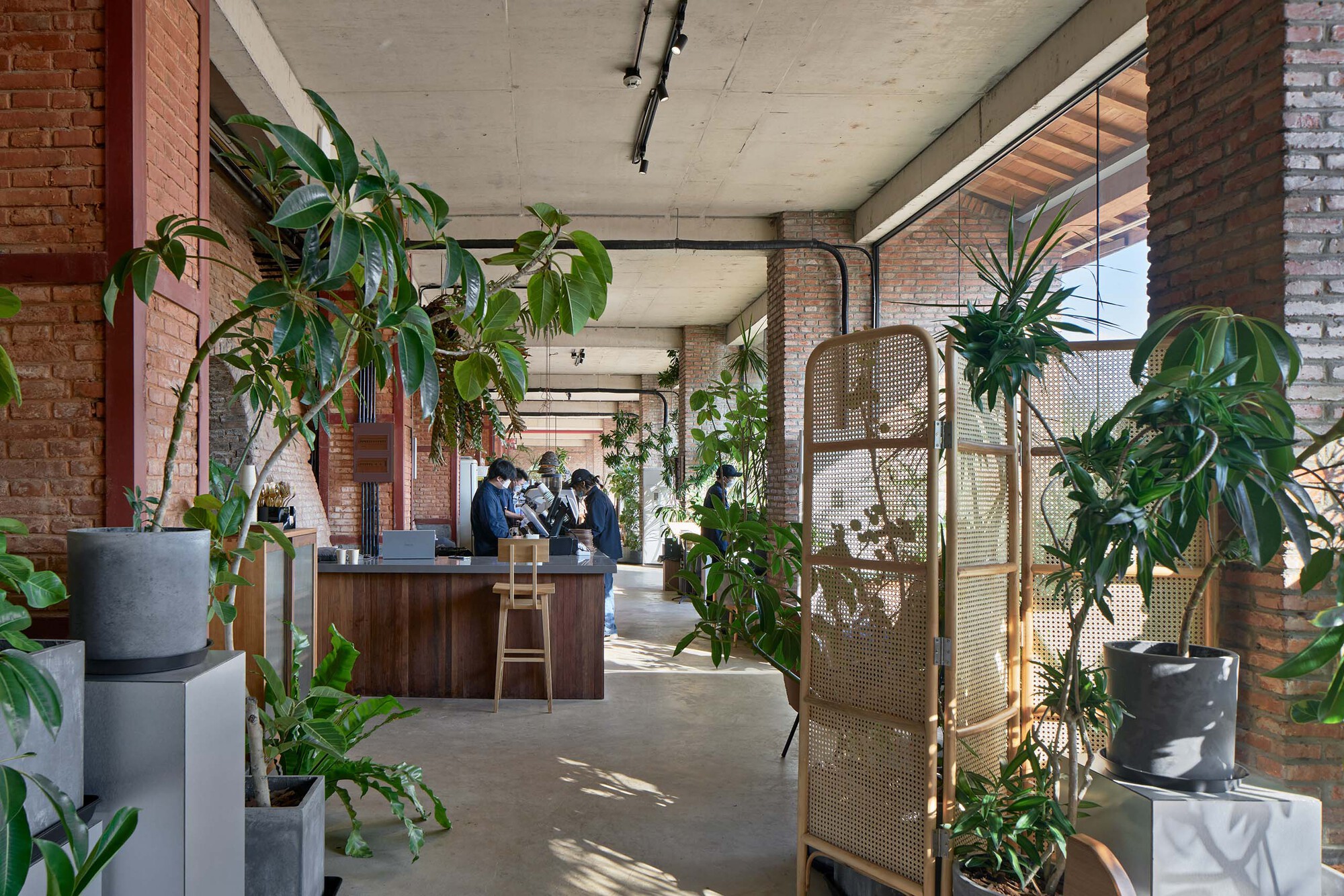 Galería de Renovación de un horno Hoffmann / HCCH Studio - 16