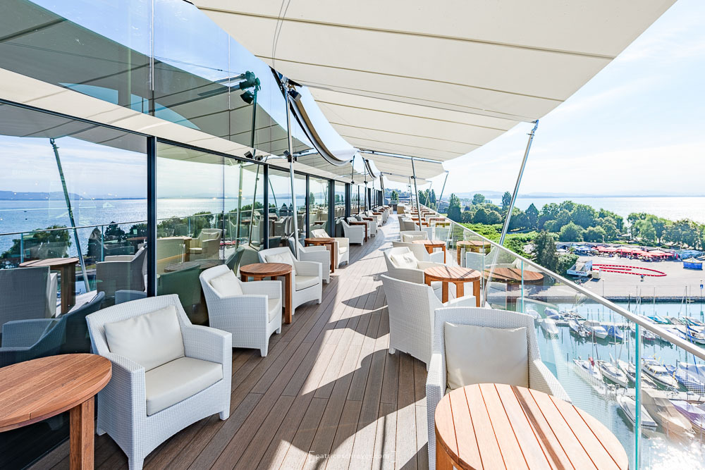 Gallery of A Selection of Window Systems in Four Restaurant Projects - 15