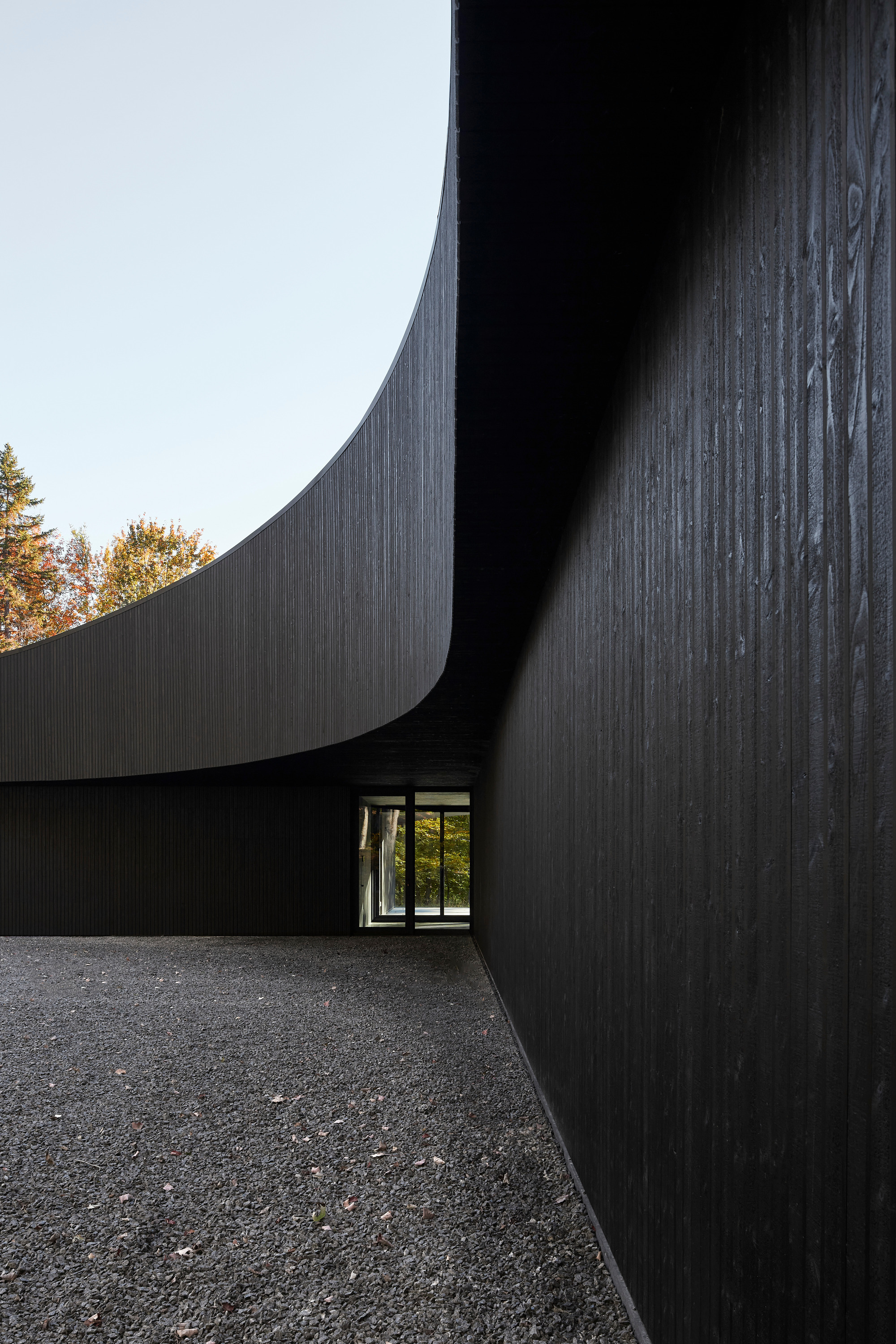 Gallery of MEV Cabin / Studio Jean Verville architectes - 16