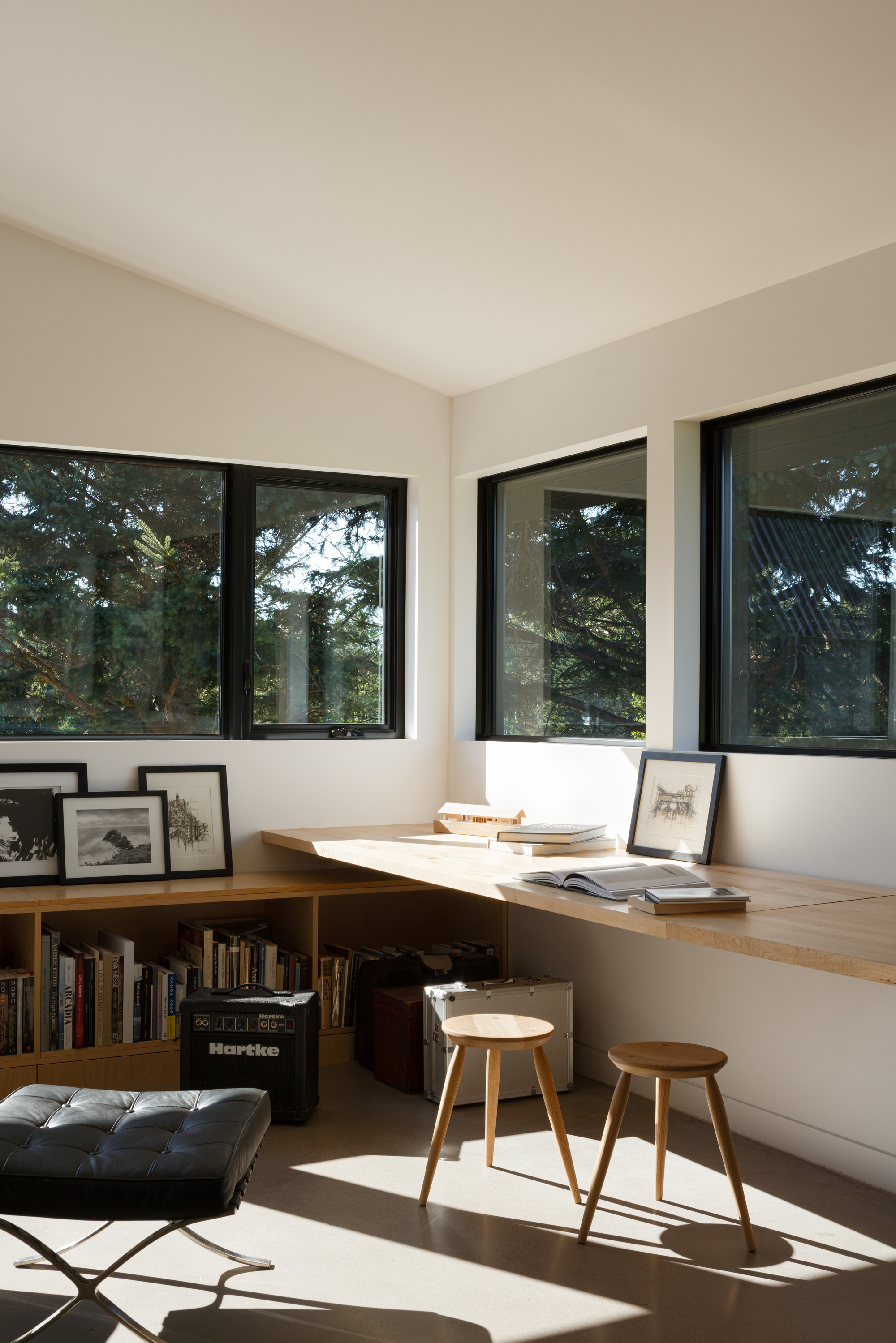 Gallery of Caribou Point Studio / Peter Braithwaite Studio - 17