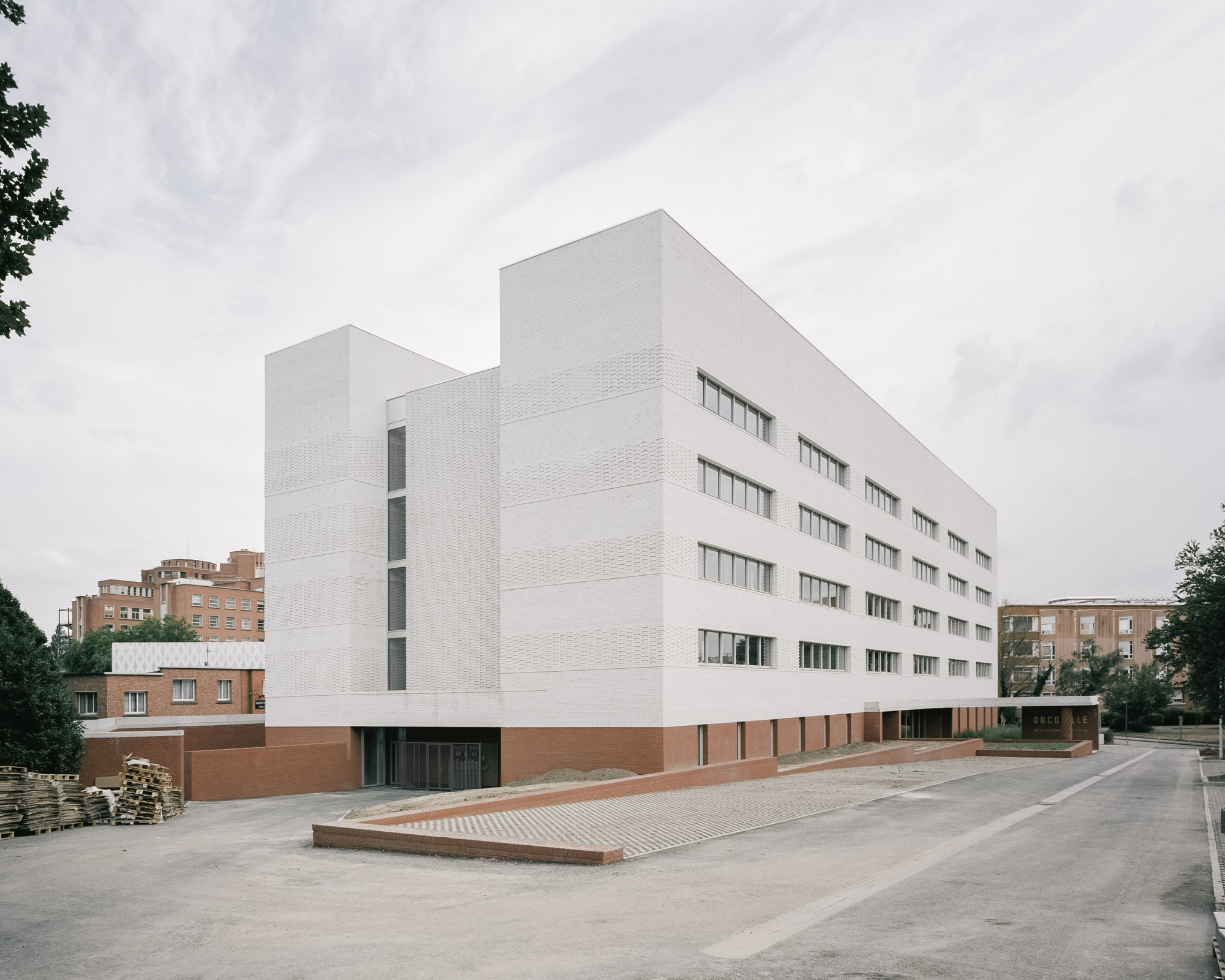 Gallery of Oncolille Research Institute / jaq - 1