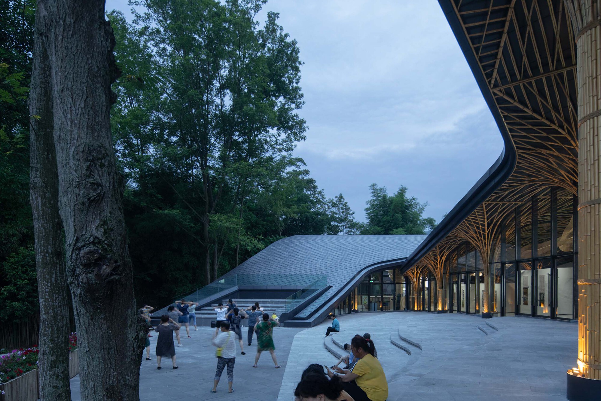 Gallery of Qionglai Bamboo Pavilion / UNO Architects China - 3