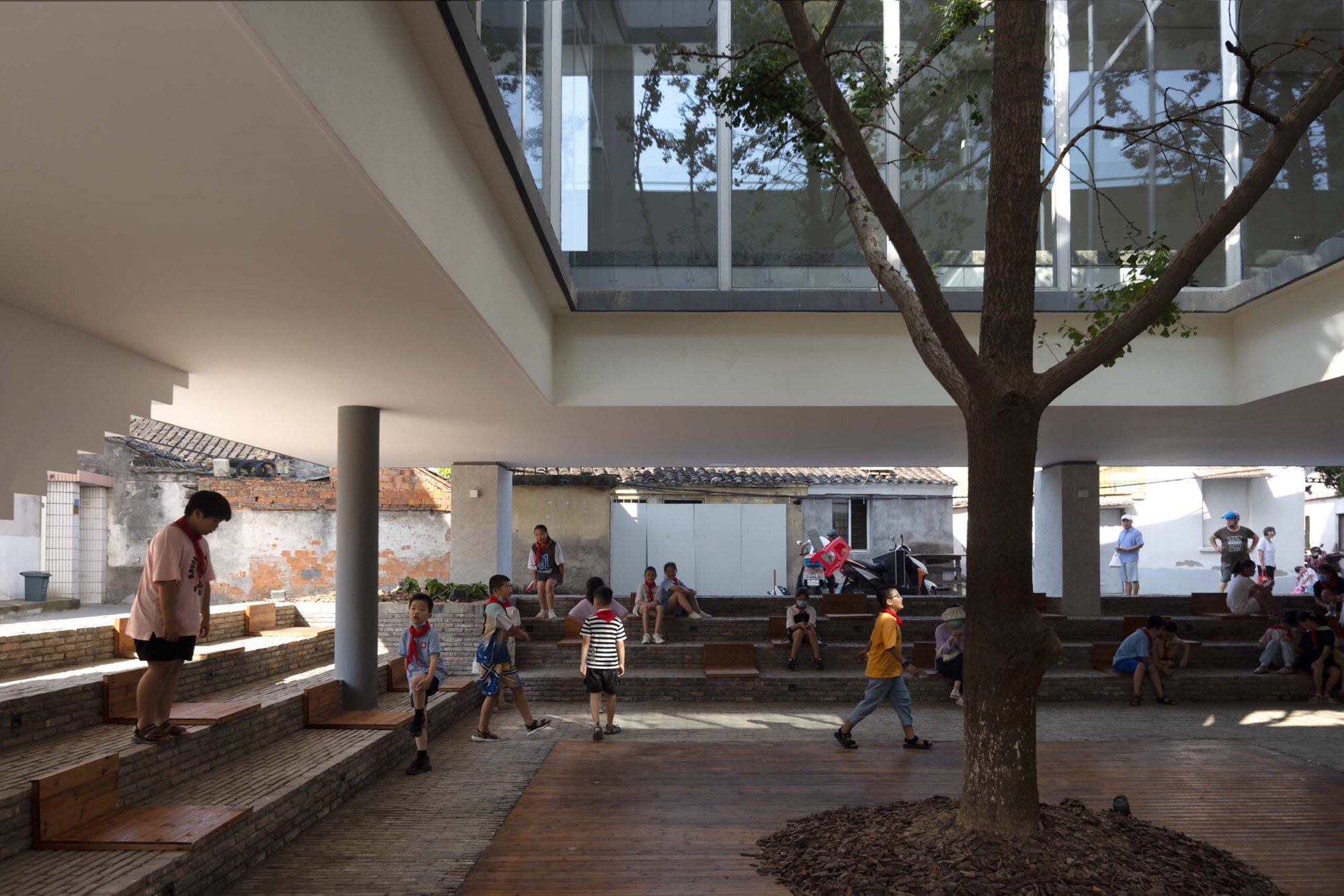 Gallery of Suzhou Bache Community Center / Dedang Design - 18