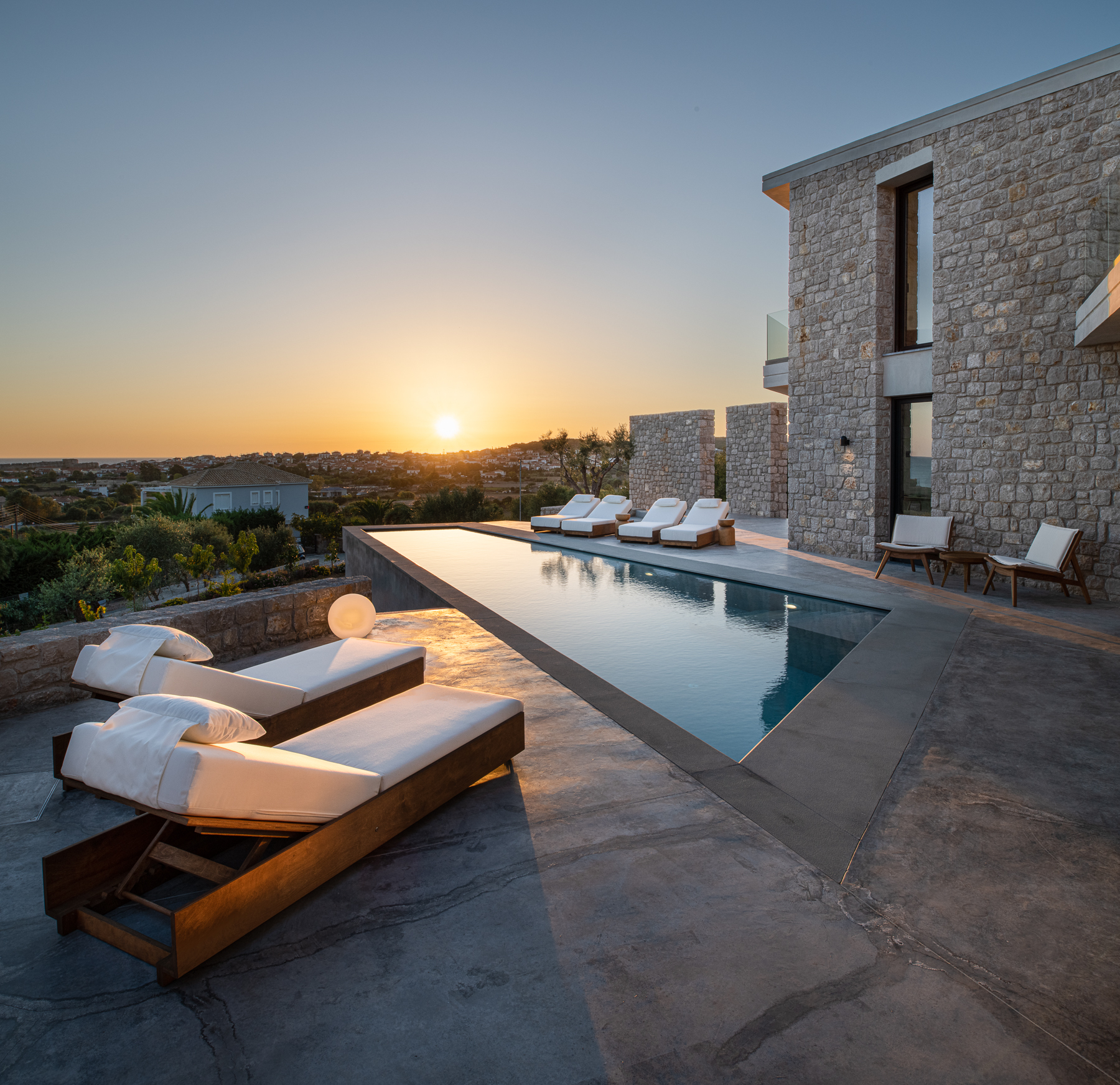 Gallery of Wedge House / Urban Soul Project - 8