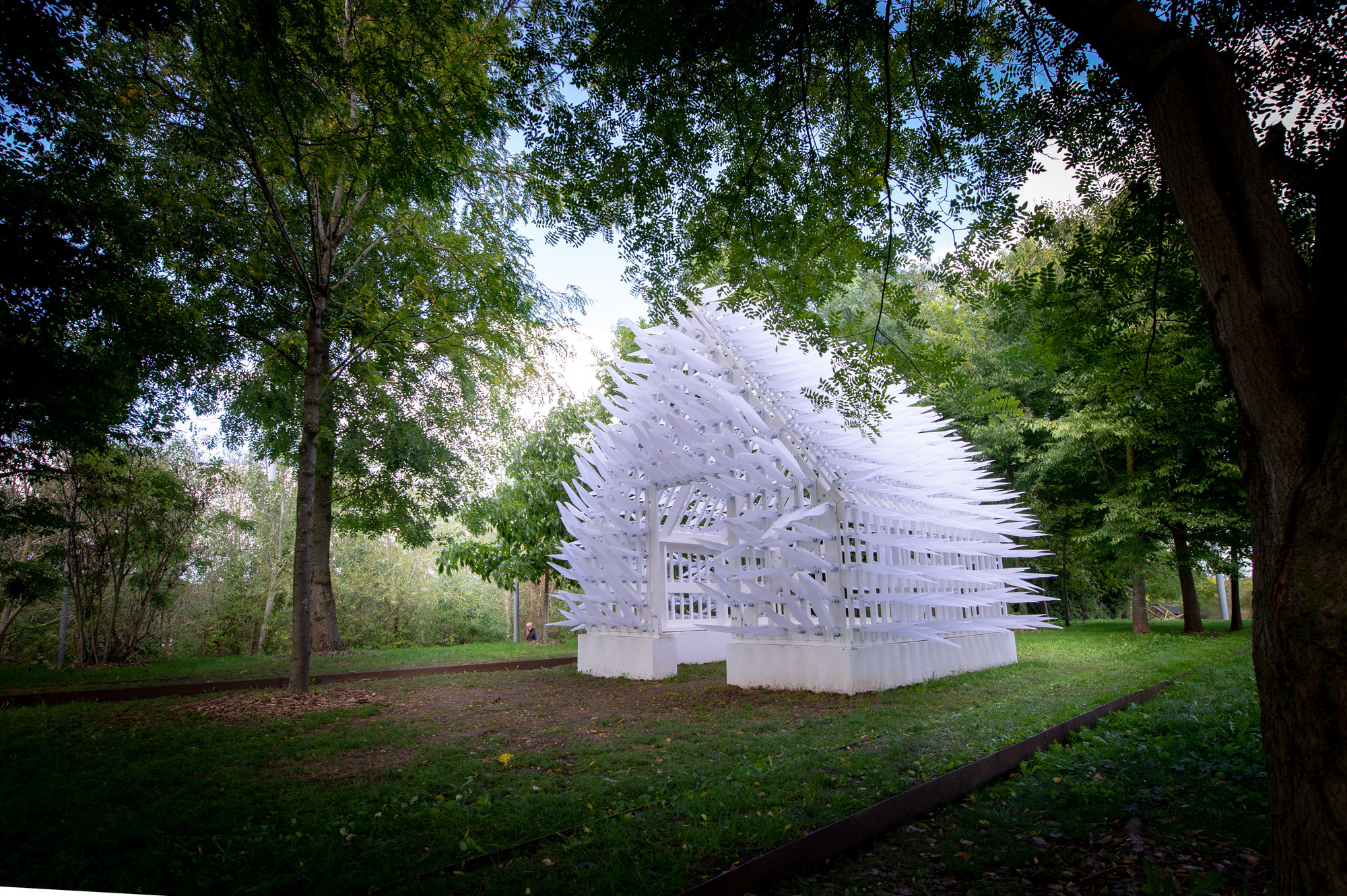 Gallery of Shiver House V2 Pavilion / NEON - 10