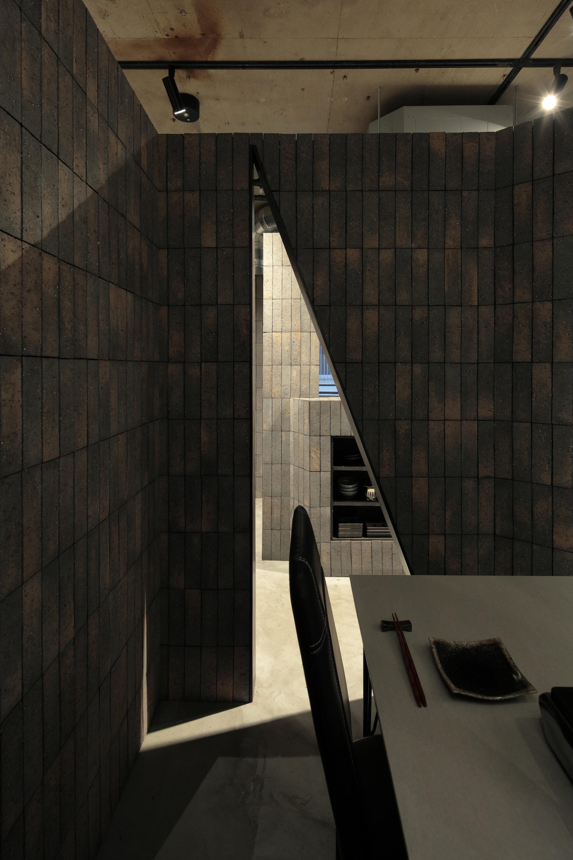 Gallery of bonbori Restaurant / Yasuhisa Makino Architect & Associates - 16