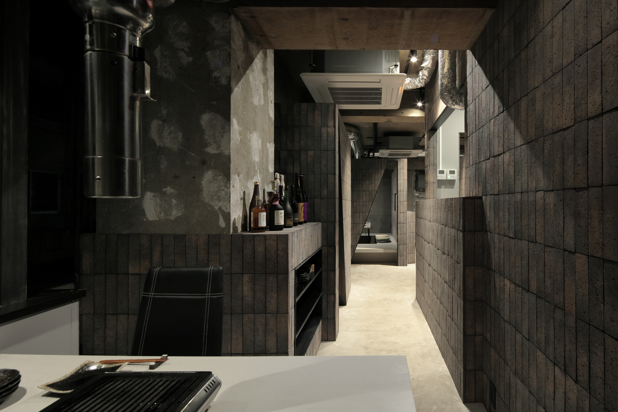 Gallery of bonbori Restaurant / Yasuhisa Makino Architect & Associates - 4