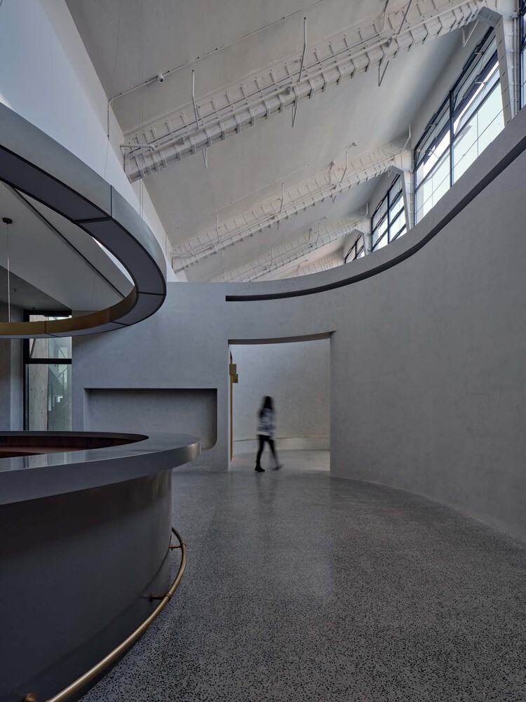Gallery of The Transformation of the Former Qianshao Weaving Factory ...