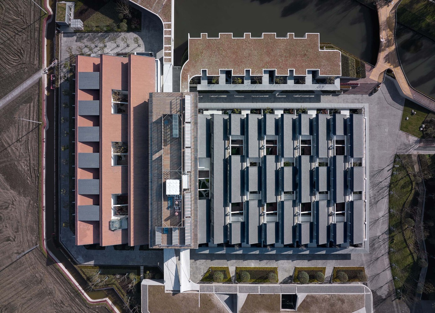 Gallery of The Transformation of the Former Qianshao Weaving Factory ...