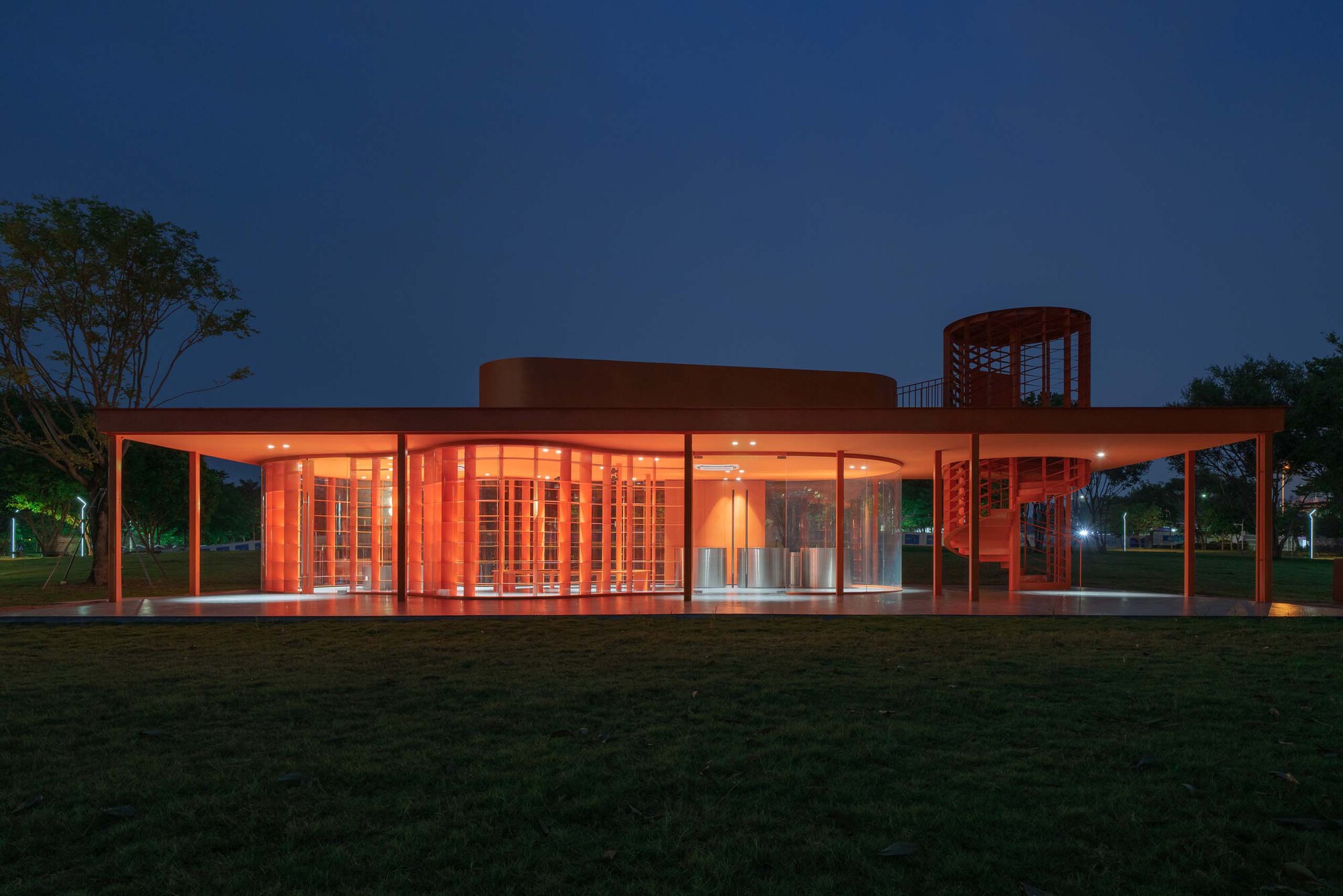 Gallery of The Great Lawn City Library Of Central Park Of Pingshan / CM ...