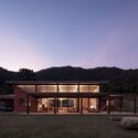 7 Brazilian Country Houses and Their Strategies for Comfort and ...
