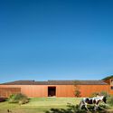 7 Brazilian Country Houses and Their Strategies for Comfort and ...