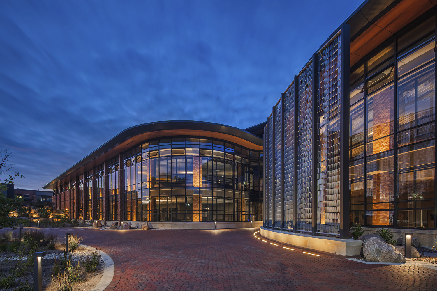 Gallery of Promega Corporation Kornberg Center / SmithGroup - 11