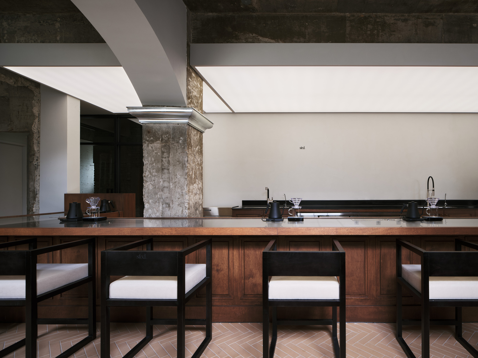 Gallery of sted Dessert Café / design by 83 - 11